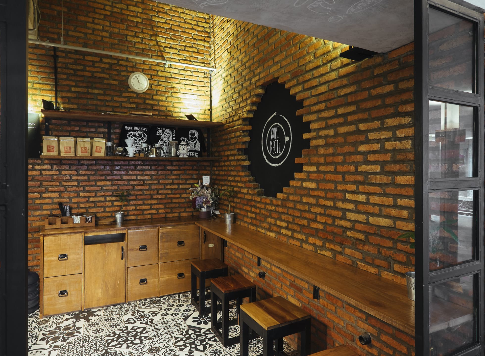 Kopi Kecil (Komunitas Salihara) - Cafe - Manual Jakarta