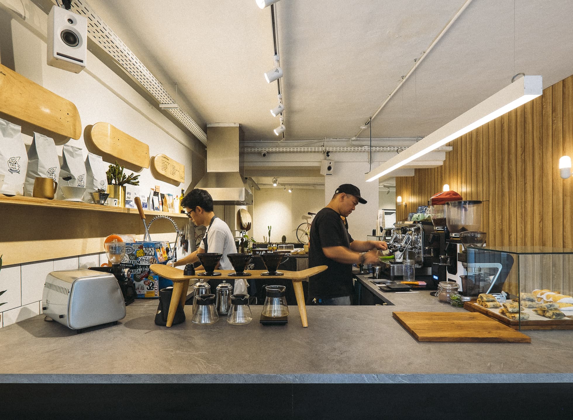 7 Speed Coffee - Café - Manual Jakarta