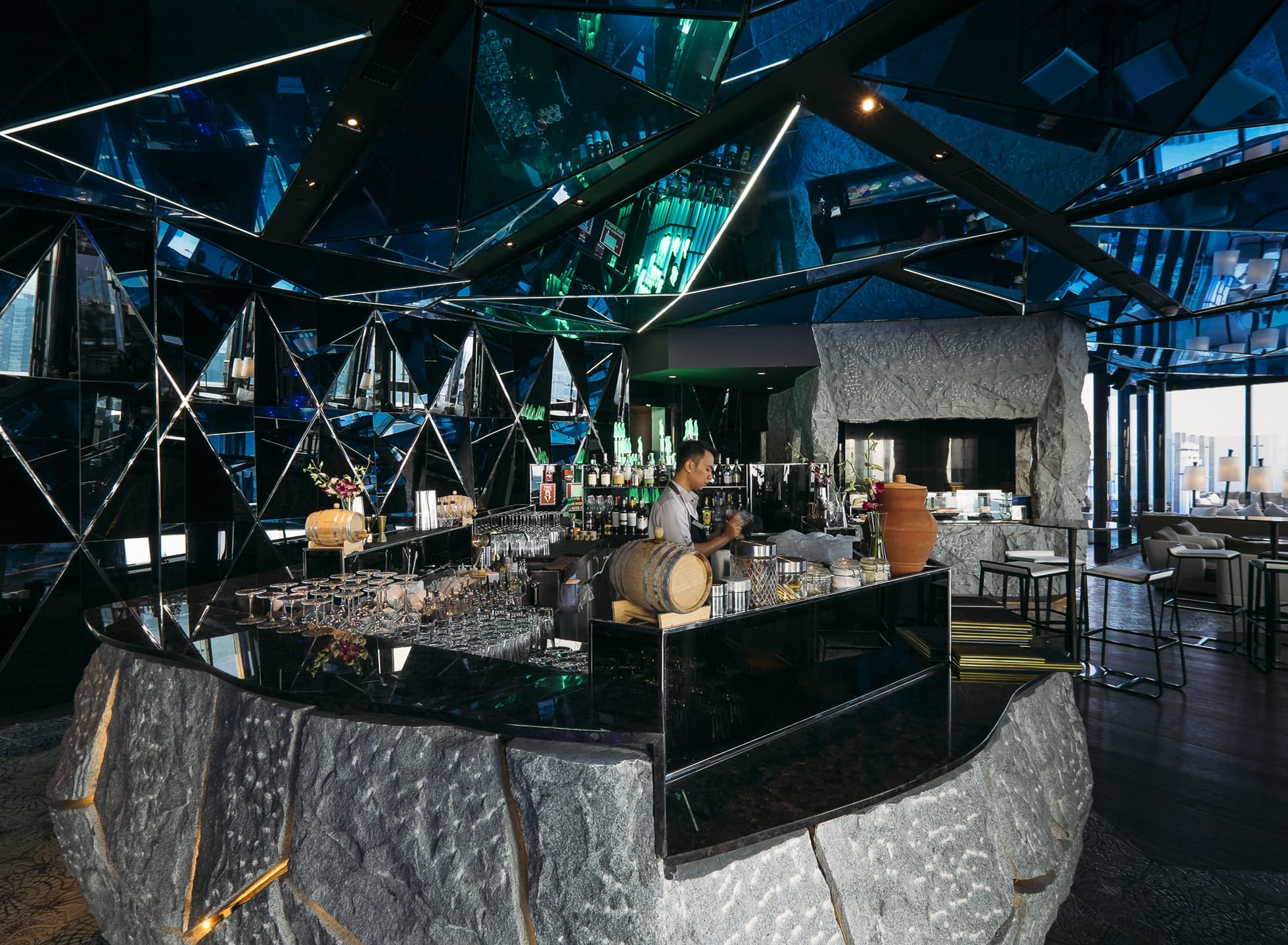 Up Above with Henshin - Manual Jakarta