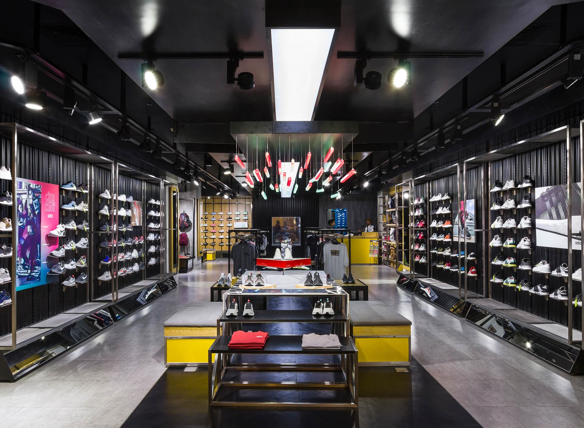 Seek Store Lands in Jakarta - Manual Jakarta