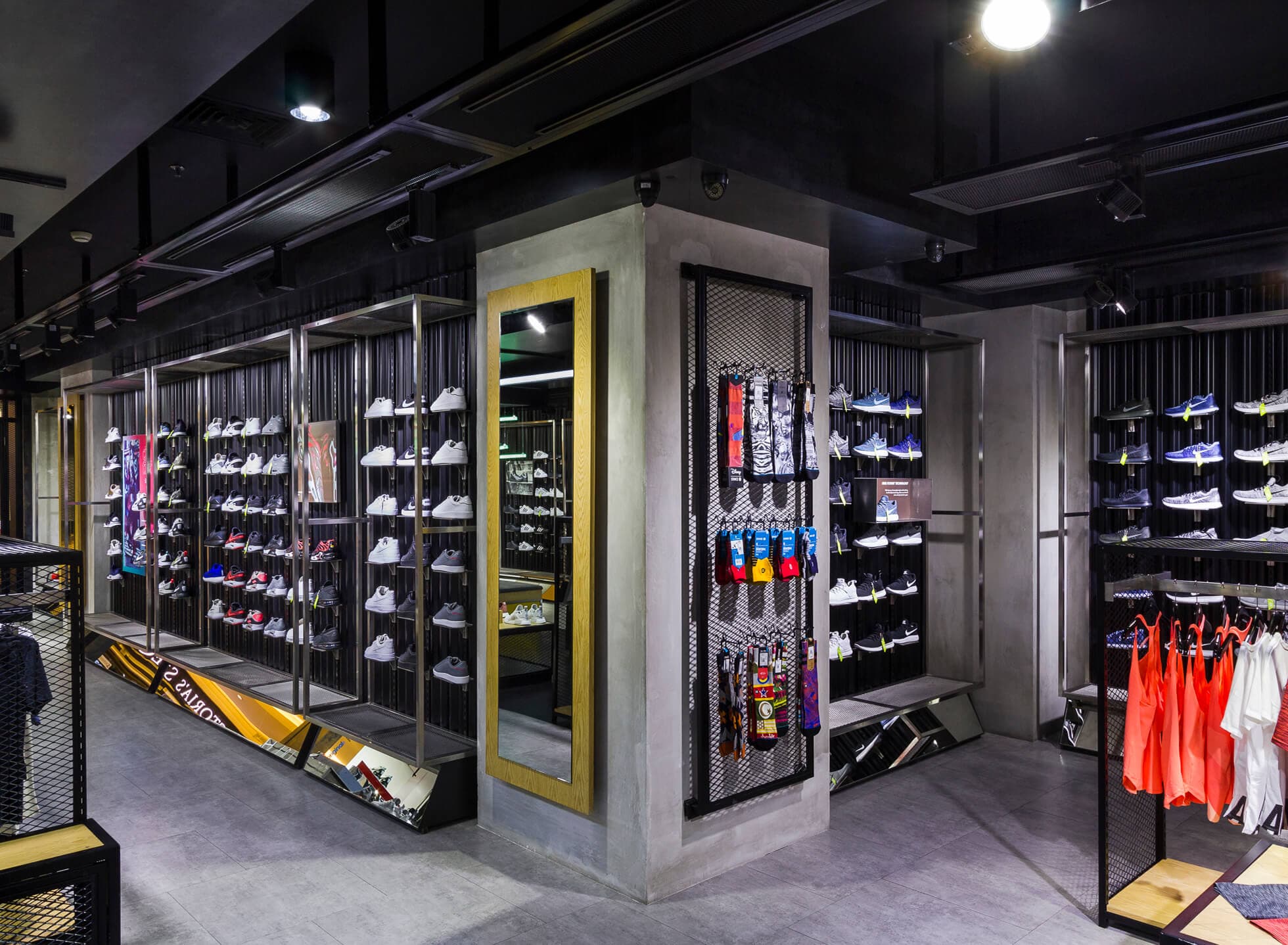 Seek Store Lands in Jakarta - Manual Jakarta