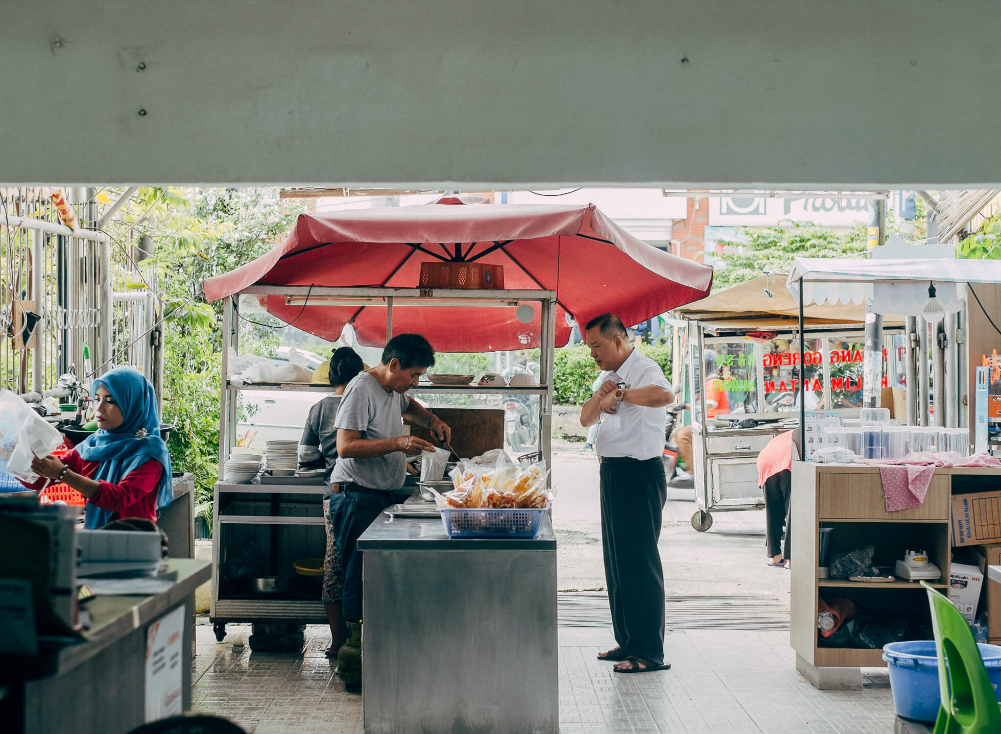 Rumah Makan Tabona - Street - Manual Jakarta