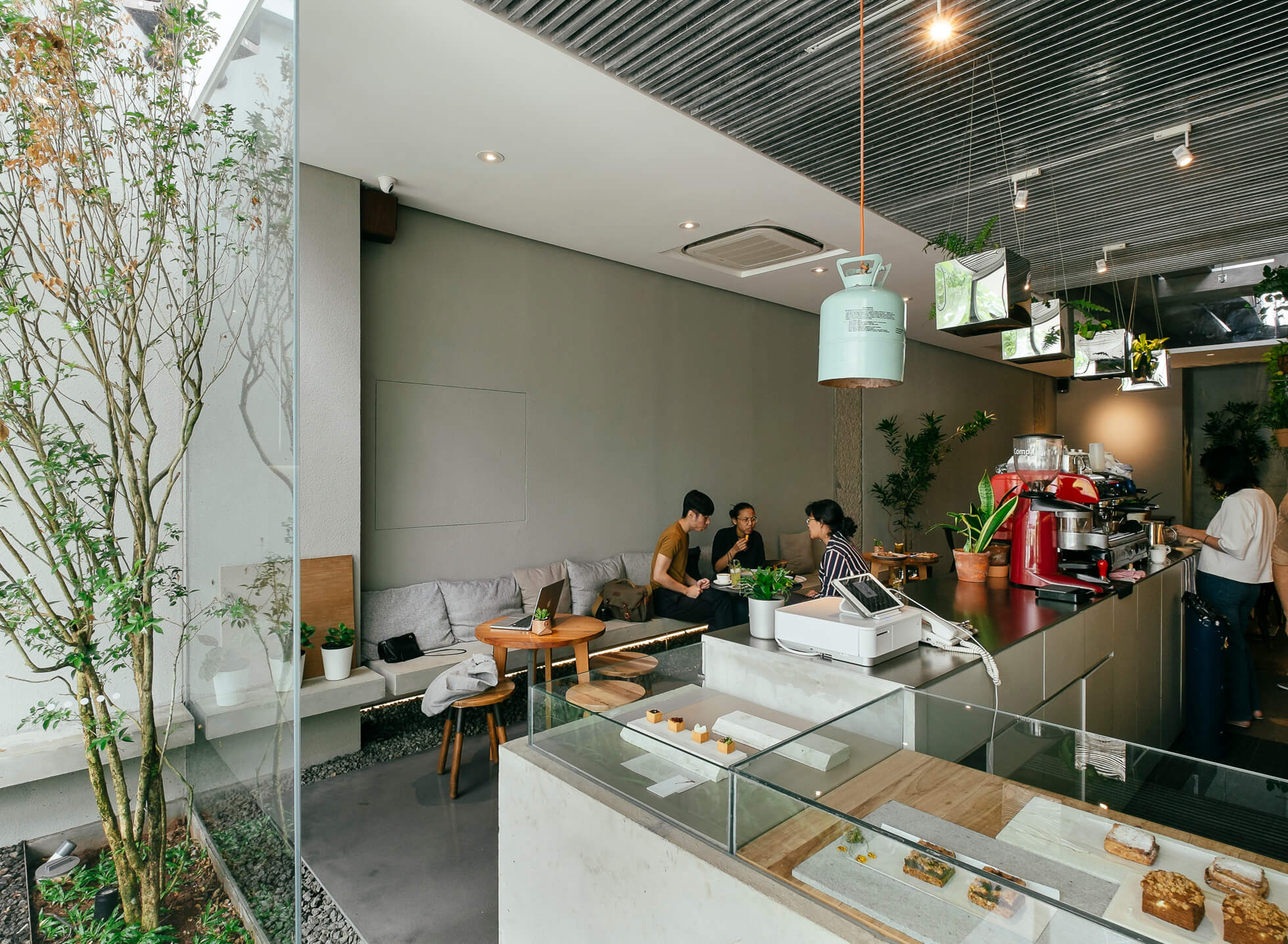 LIMA - Café - Manual Jakarta