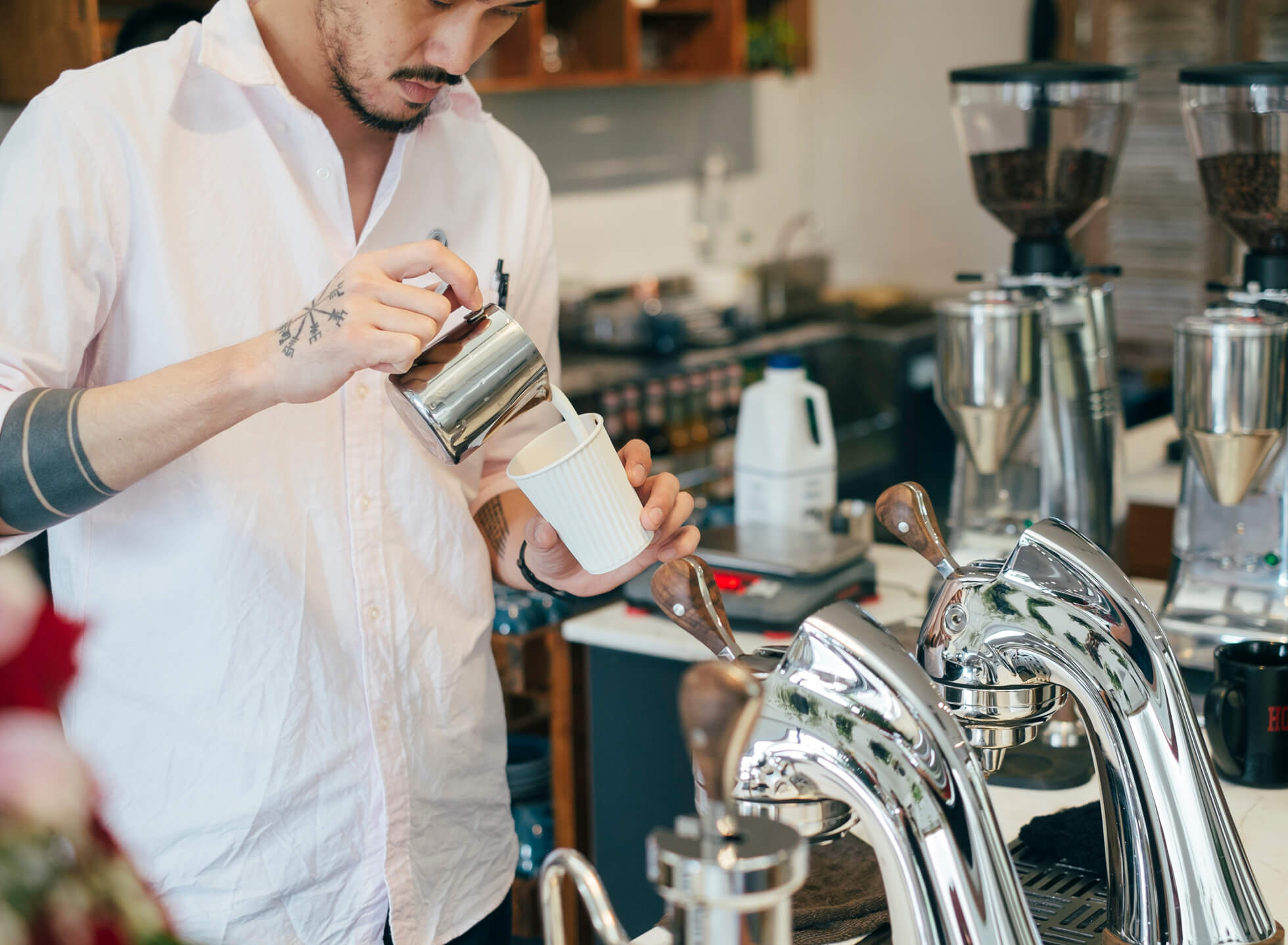 Ombé Kofie (Cikajang) - Café - Manual Jakarta