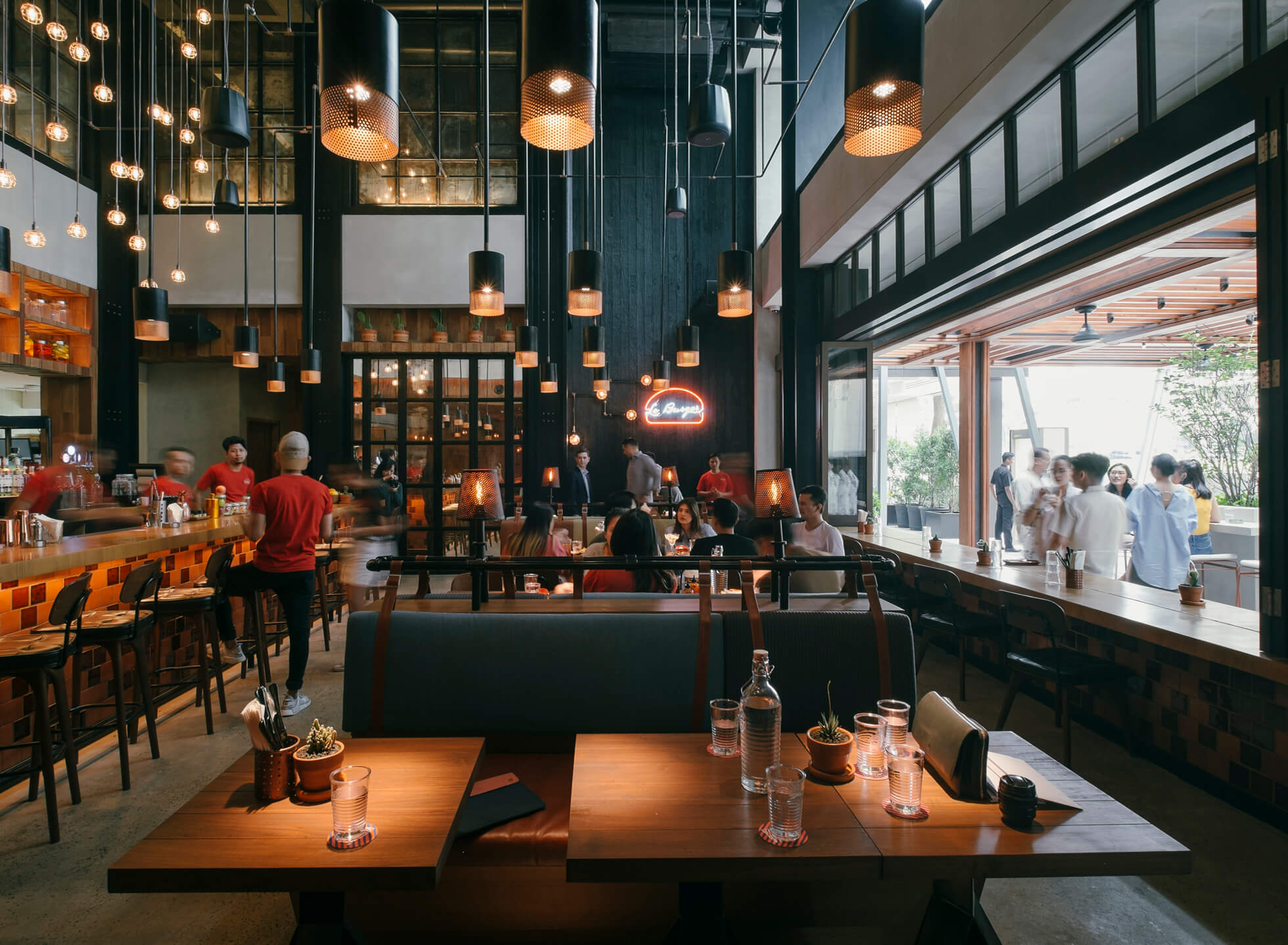 Le Burger - Restaurant - Manual Jakarta