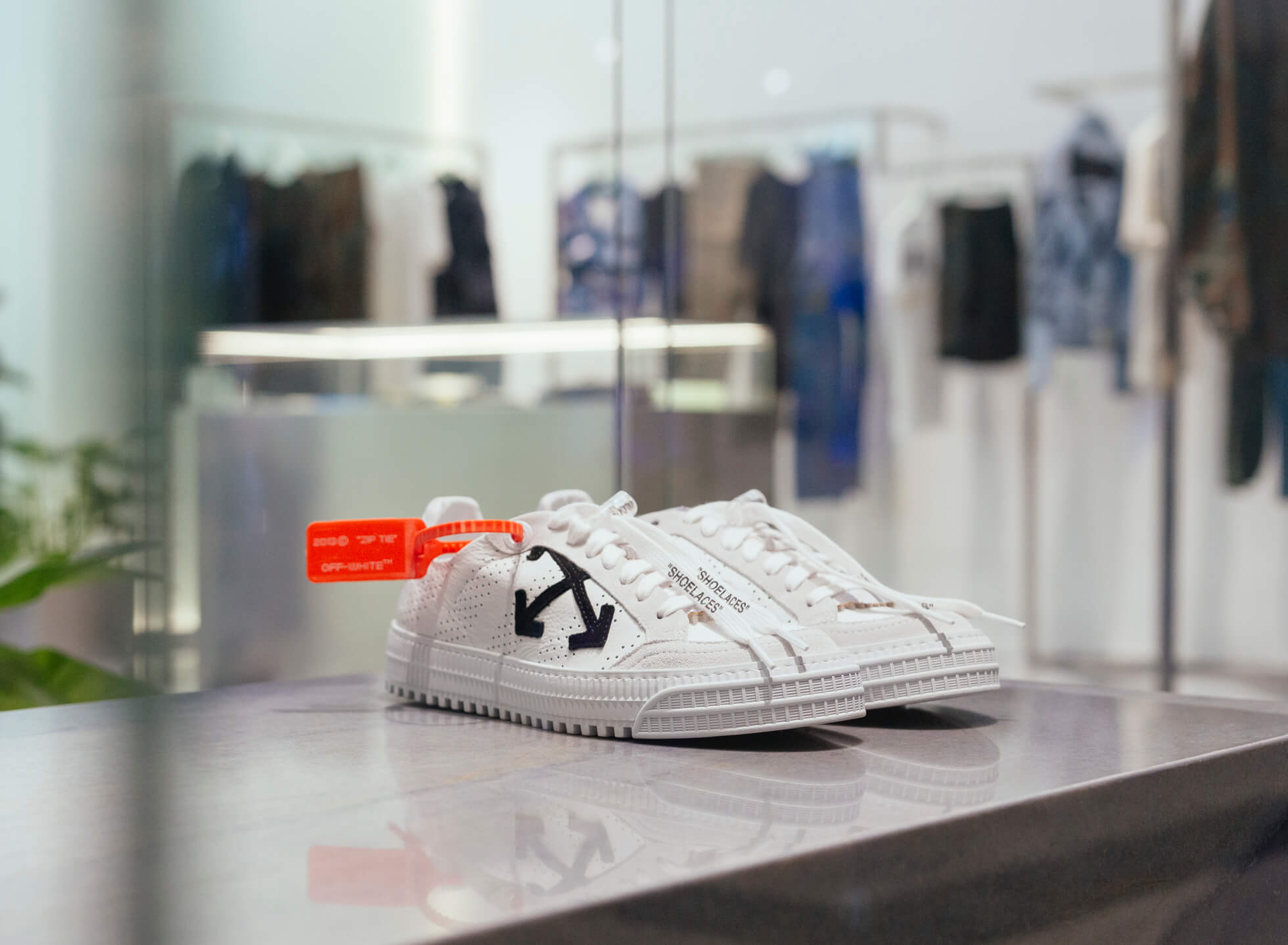 Off-White Lands in Jakarta - Manual Jakarta