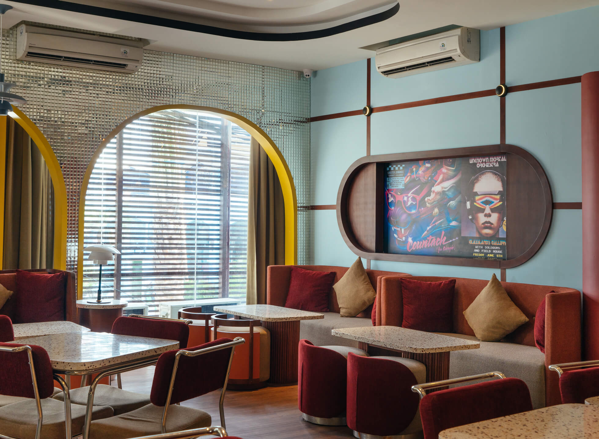 Live the Disco at Ding Dong Disko - Manual Jakarta