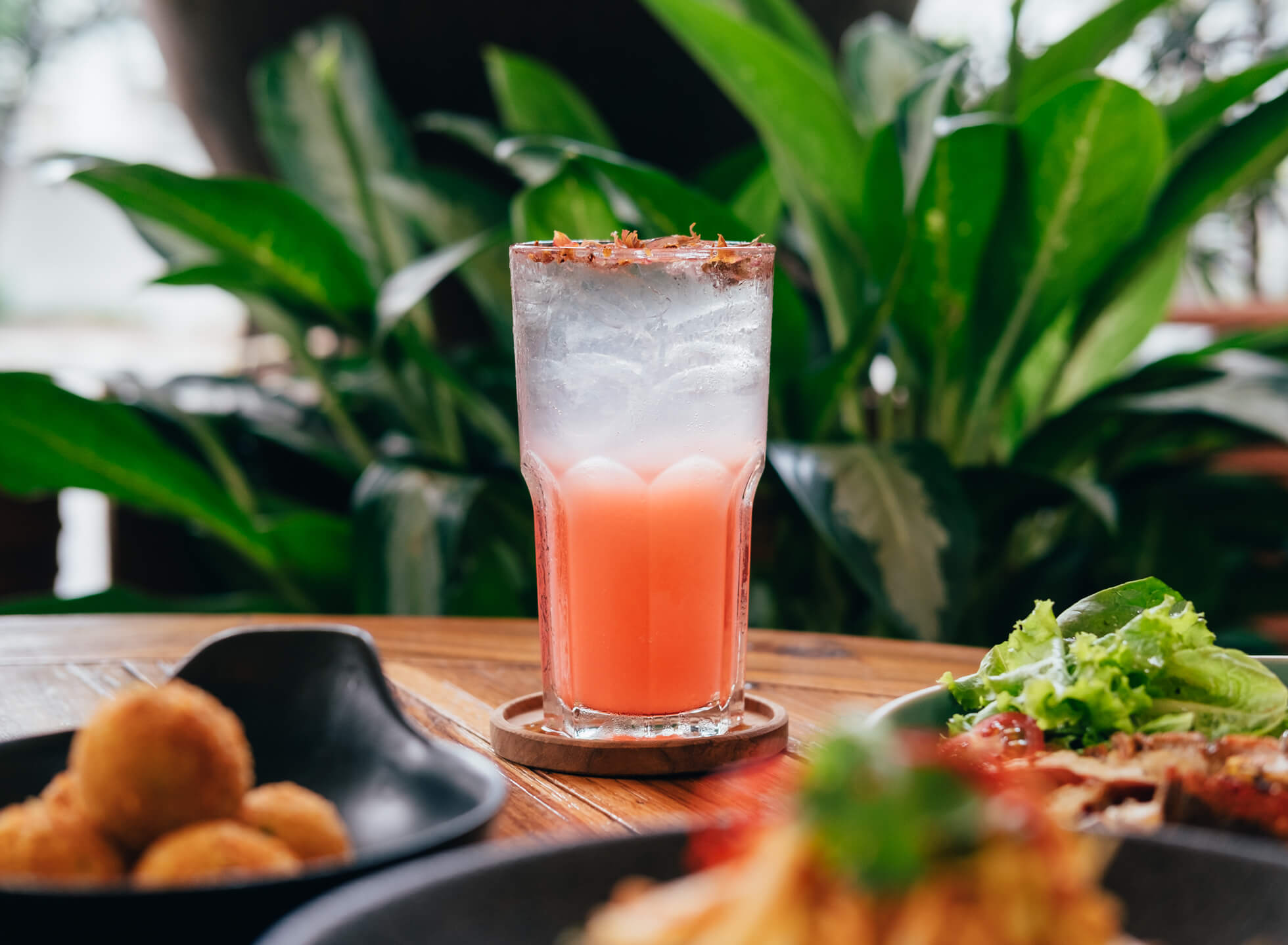 Six Ounces Coffee Reaches South - Manual Jakarta