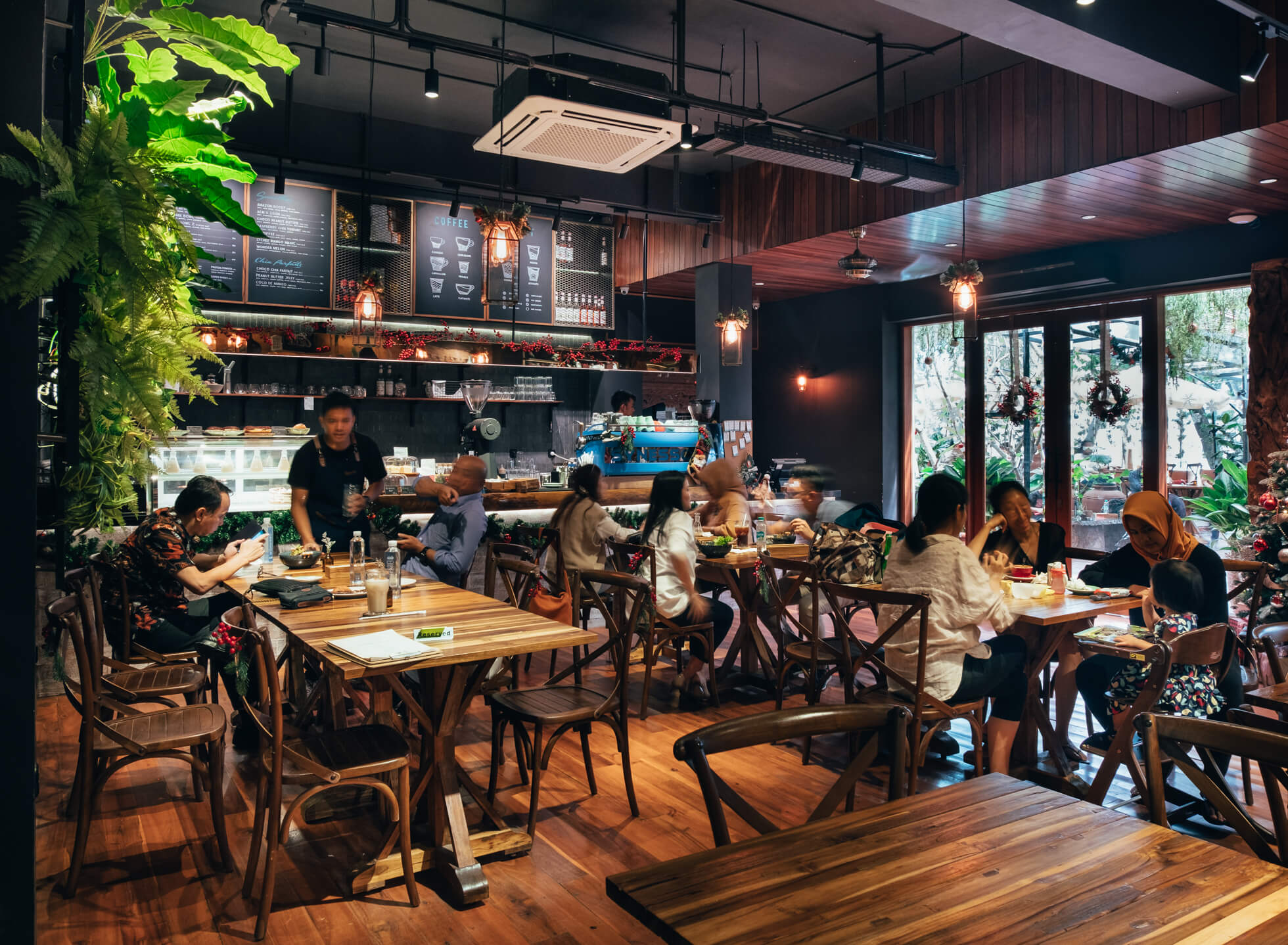 Six Ounces (Panglima Polim) - Manual Jakarta