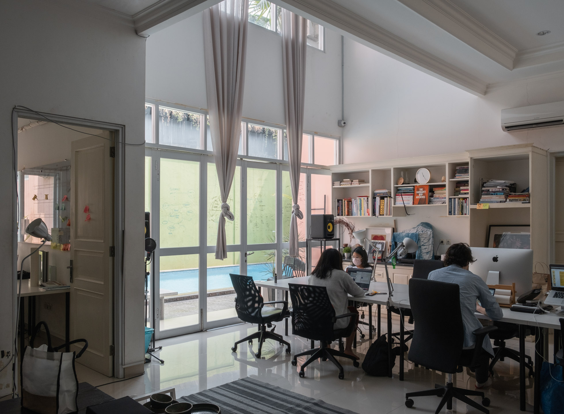 The New Face of Workplace - Manual Jakarta