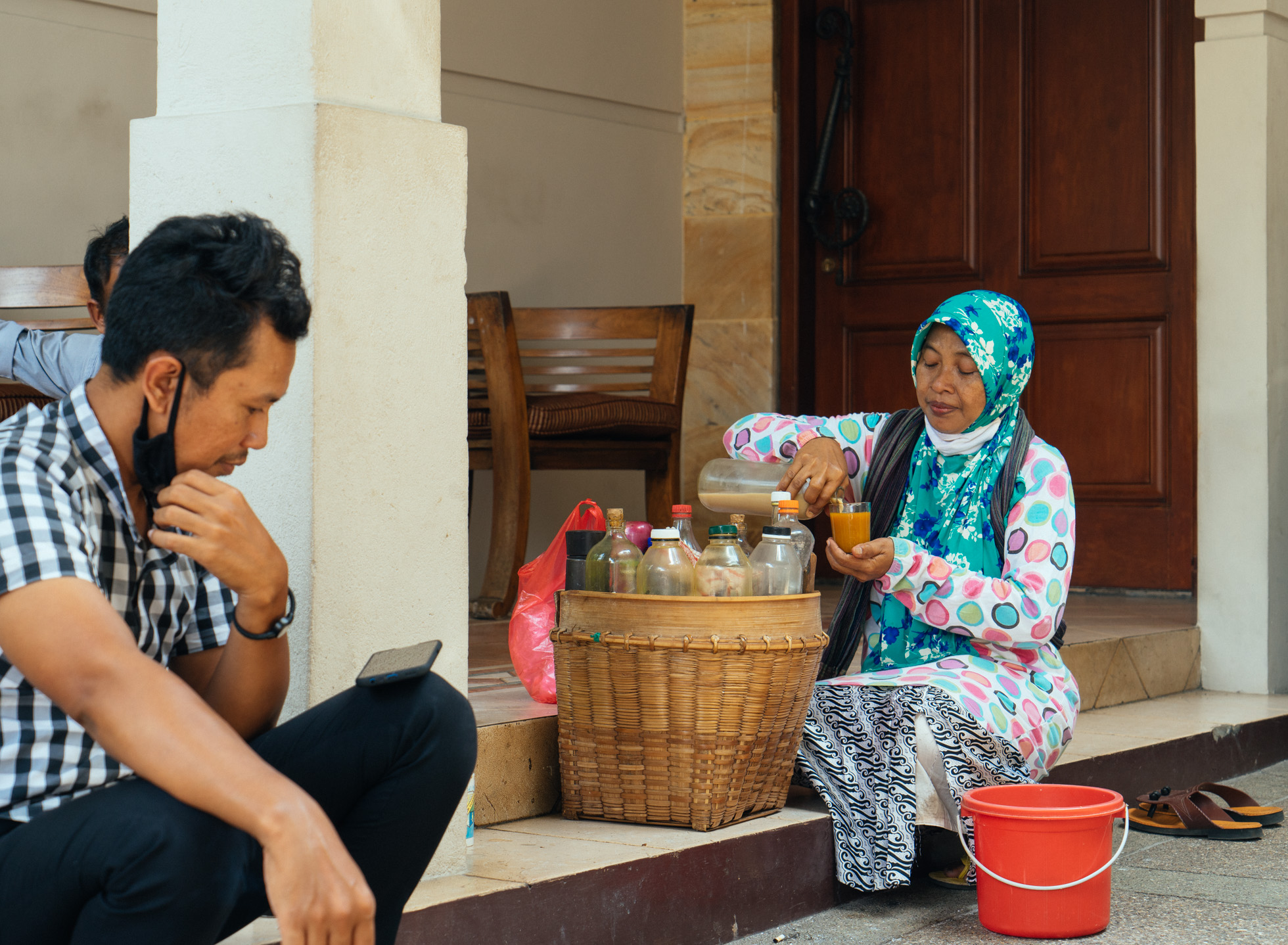 A Cup of Wisdom from Mbok Jamu - Manual Jakarta