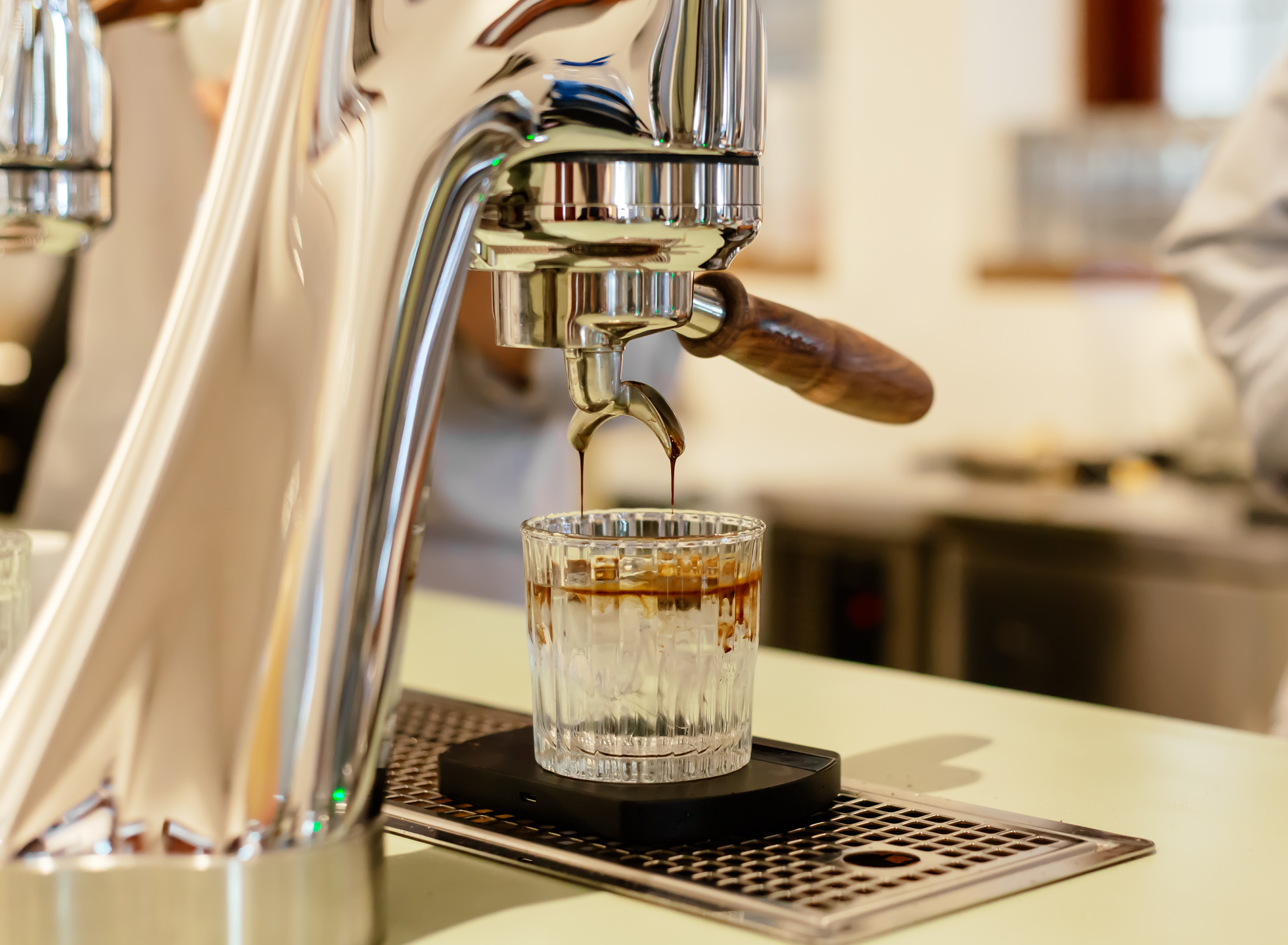 Ombé Kofie (Menteng) - Manual Jakarta