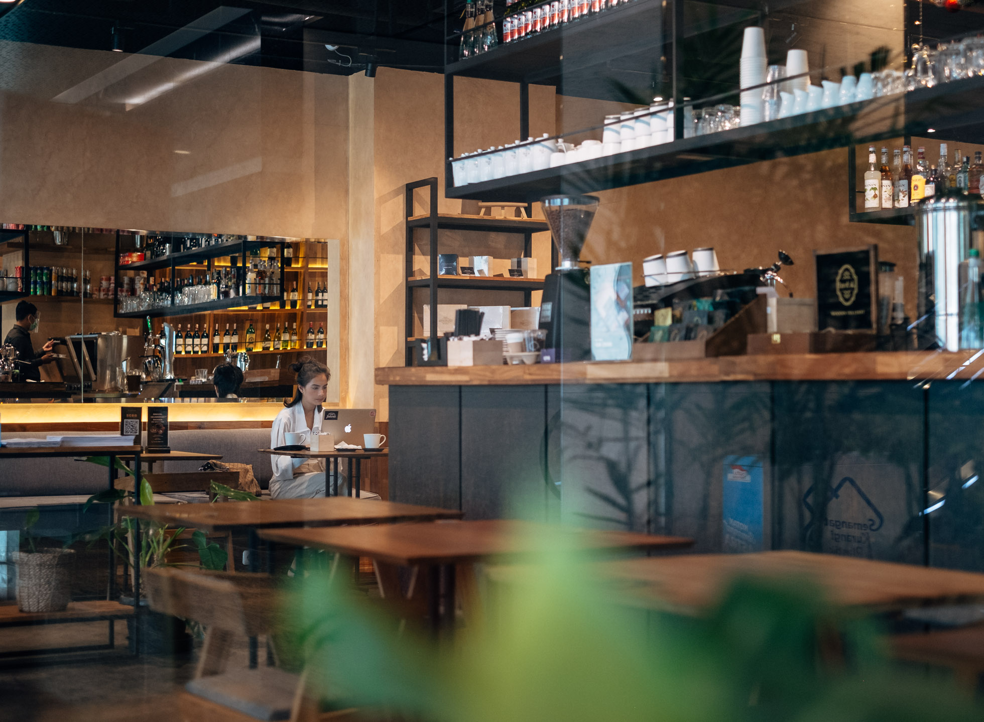 Planta by Andrea Peresthu - Manual Jakarta