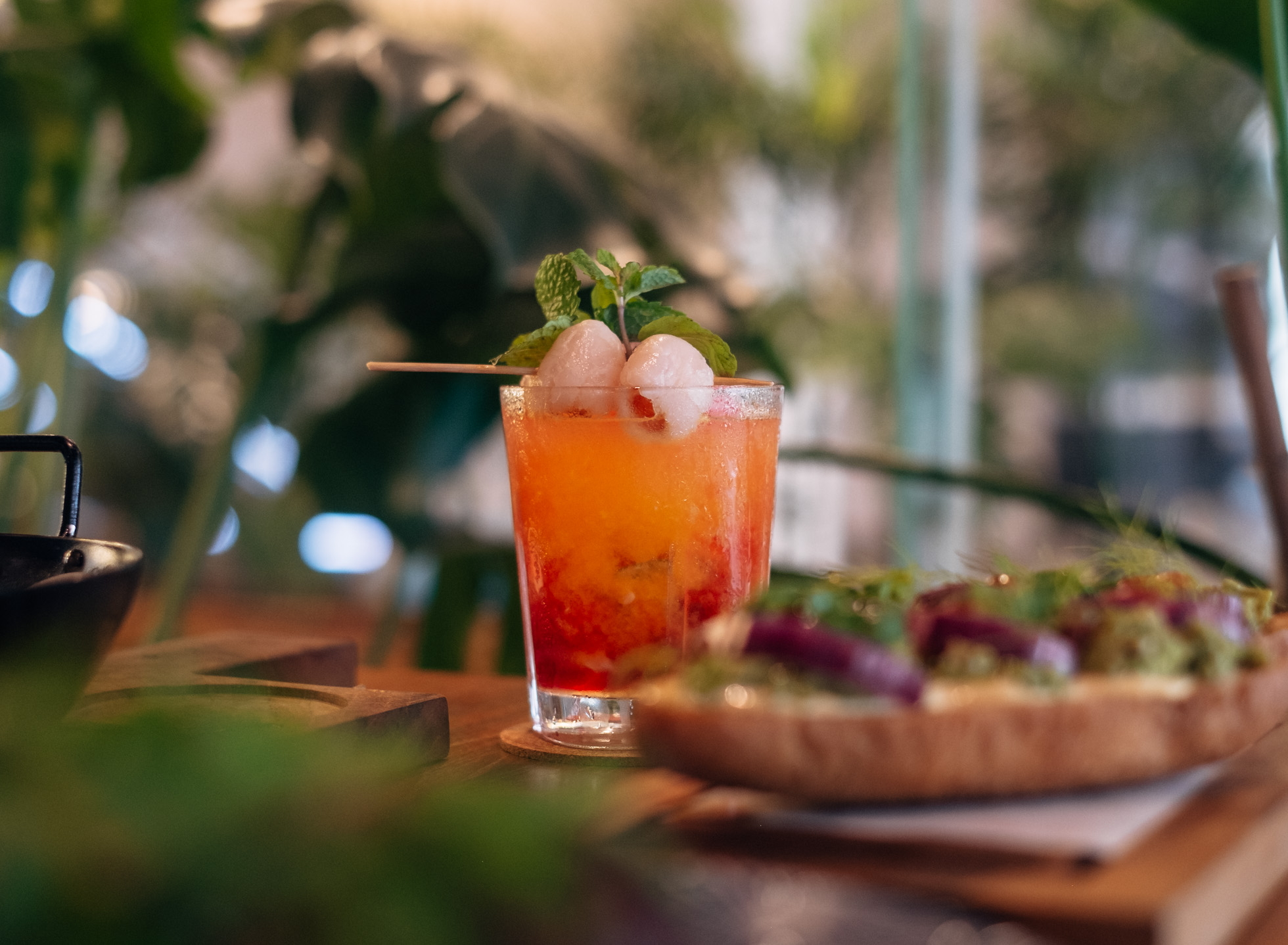 Planta by Andrea Peresthu - Manual Jakarta