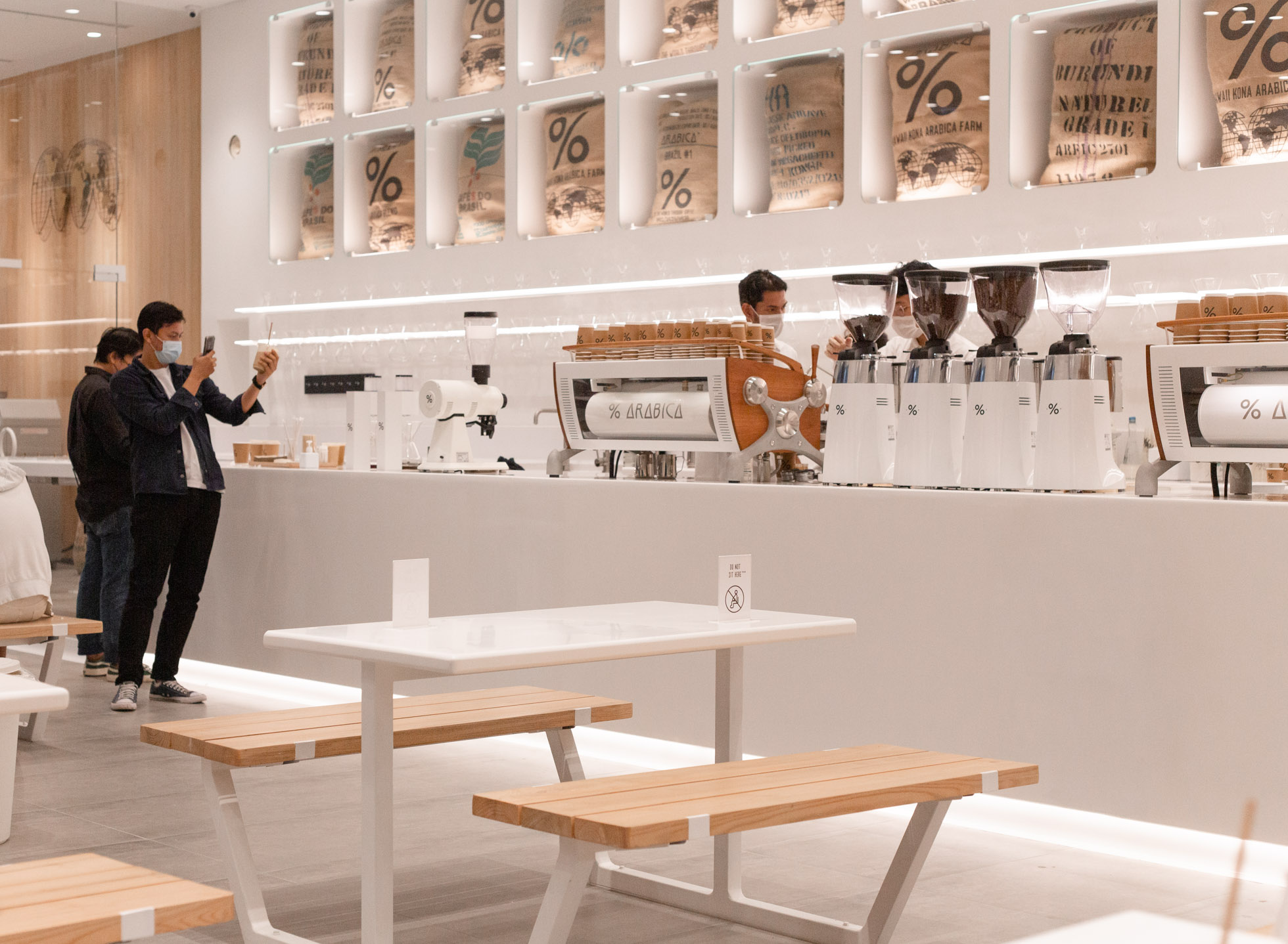 % Arabica (ASHTA District 8) - Manual Jakarta