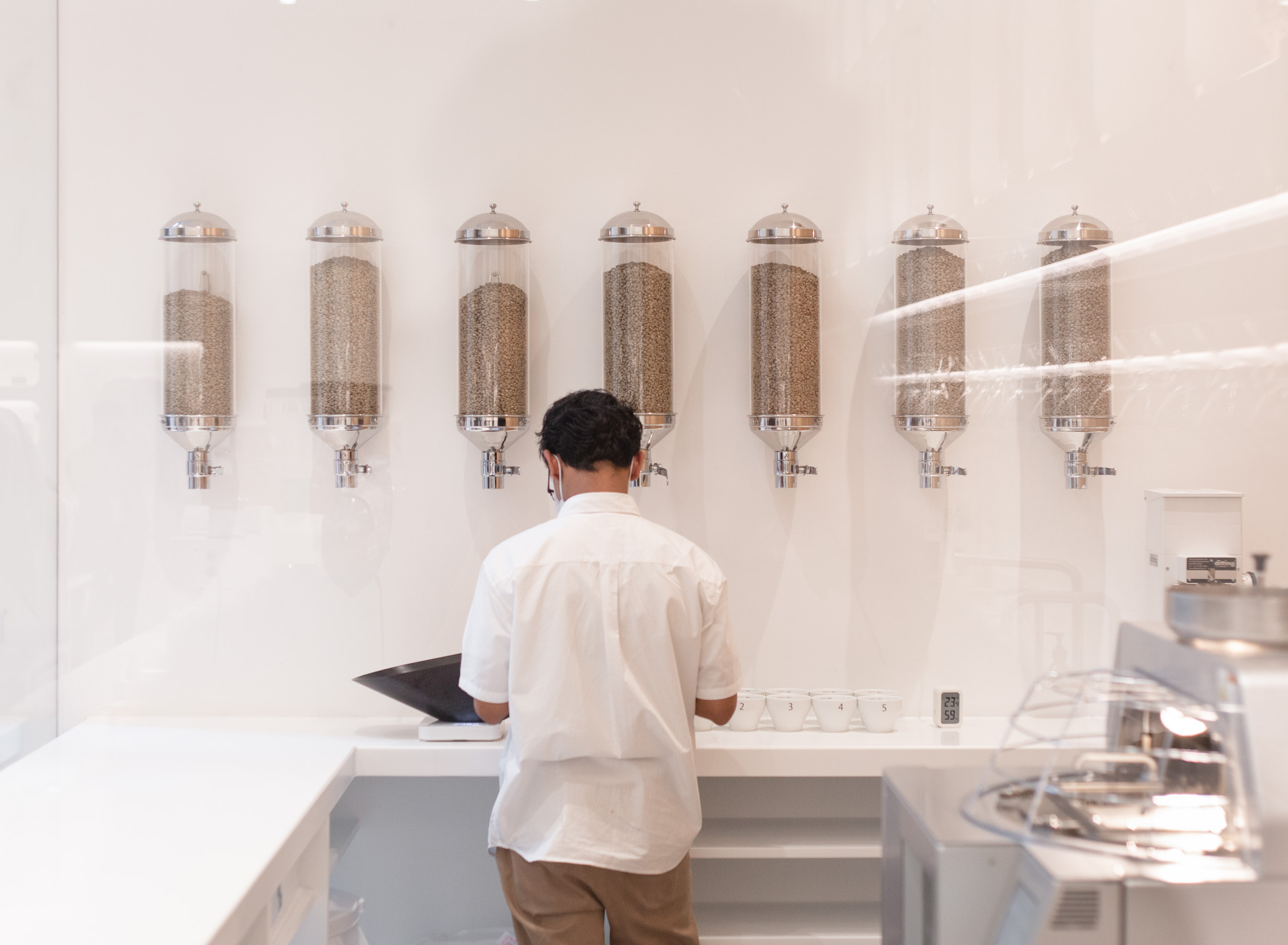 % Arabica (ASHTA District 8) - Manual Jakarta