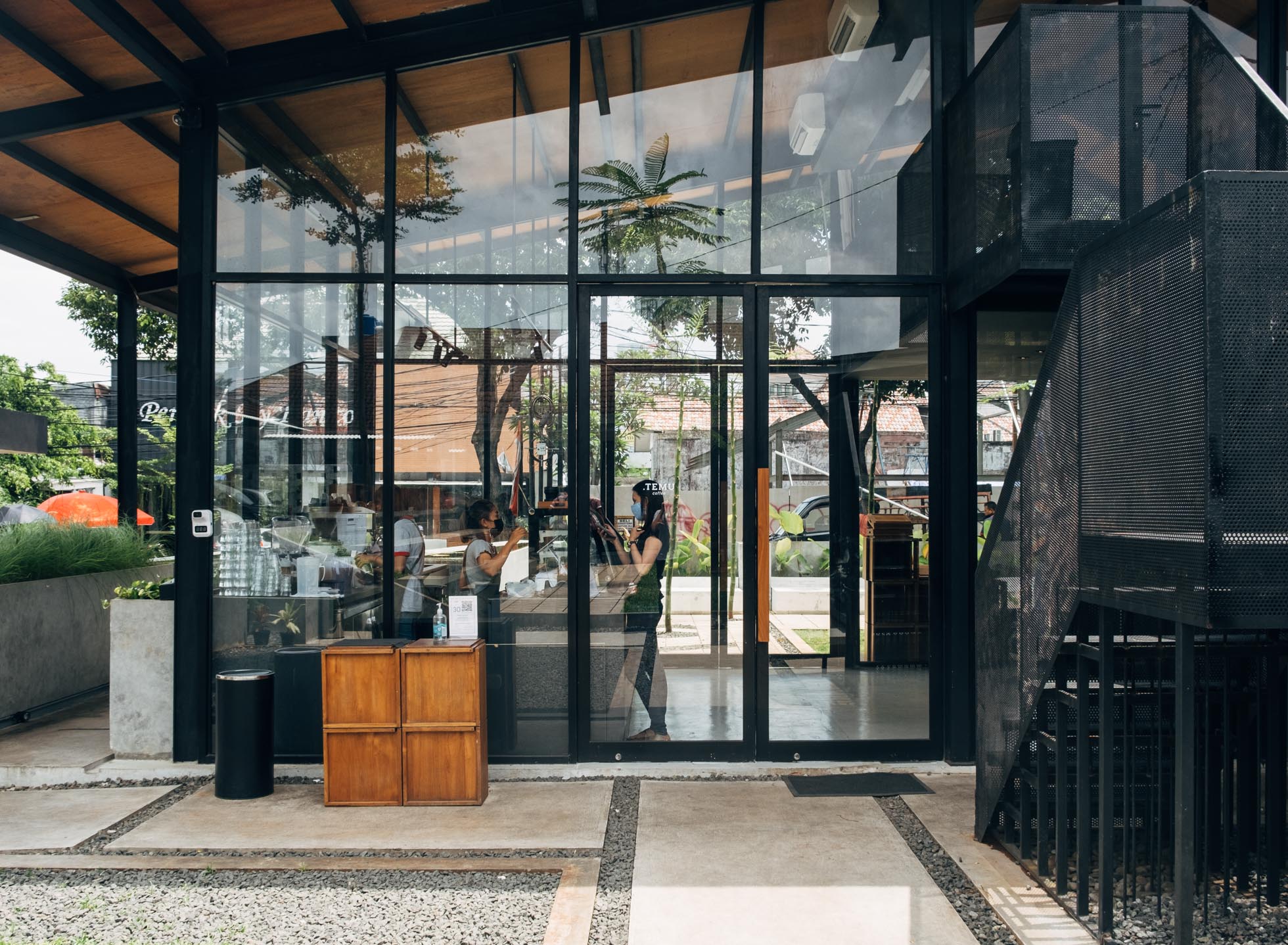 The Airy Titik Temu Cipete - Manual Jakarta