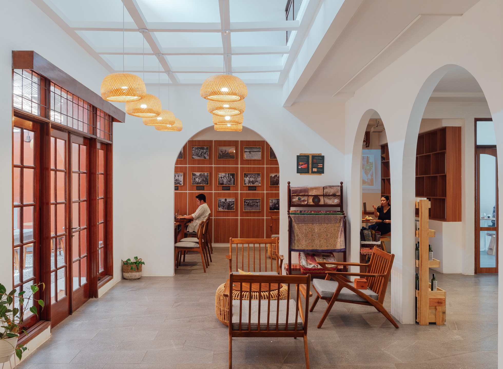 From Farmers to Kopi Perempuan Tani - Manual Jakarta