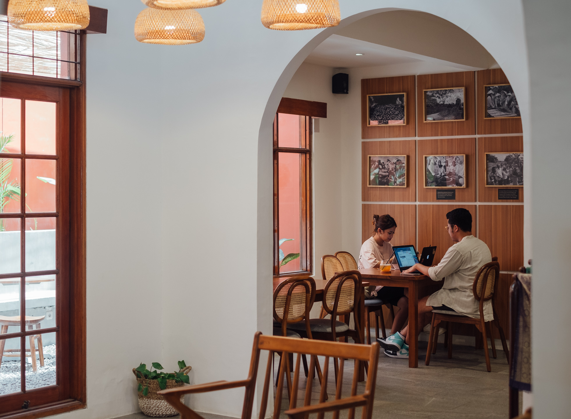 From Farmers to Kopi Perempuan Tani - Manual Jakarta