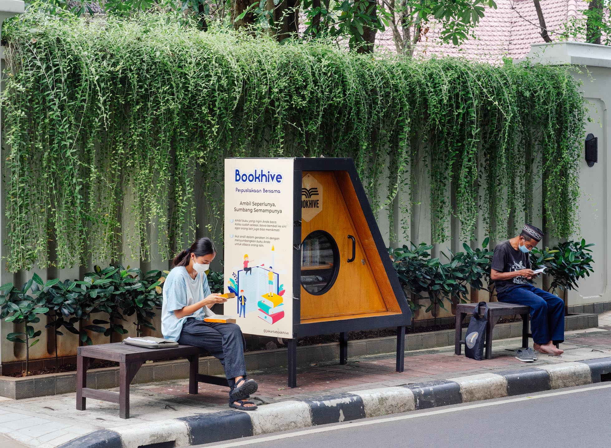 The City's Bookhive - Manual Jakarta
