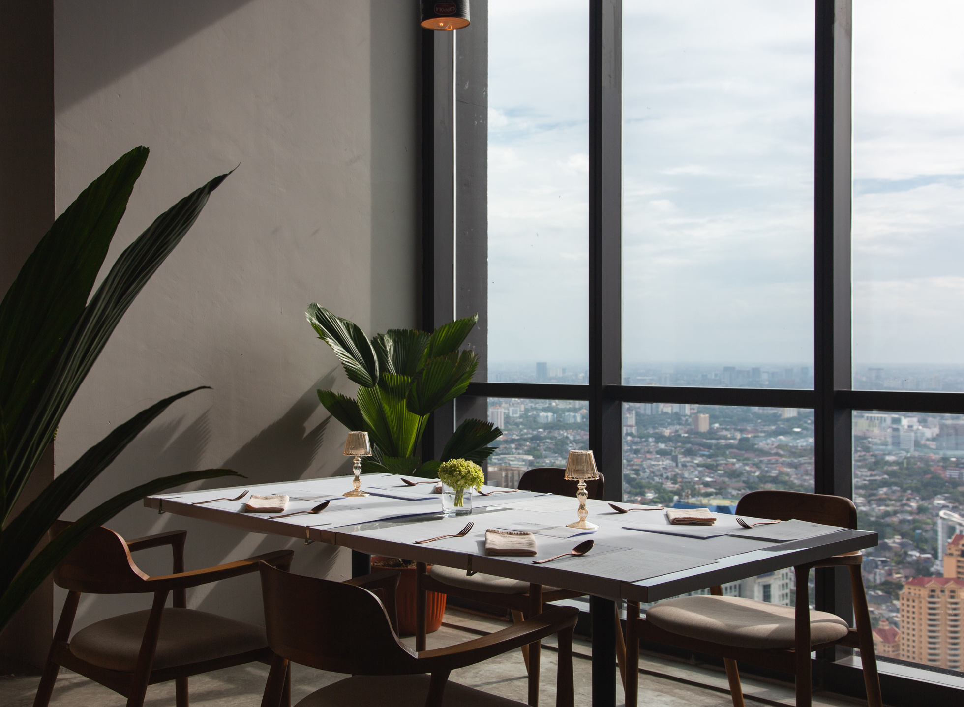 Oma Elly On 56 - Manual Jakarta