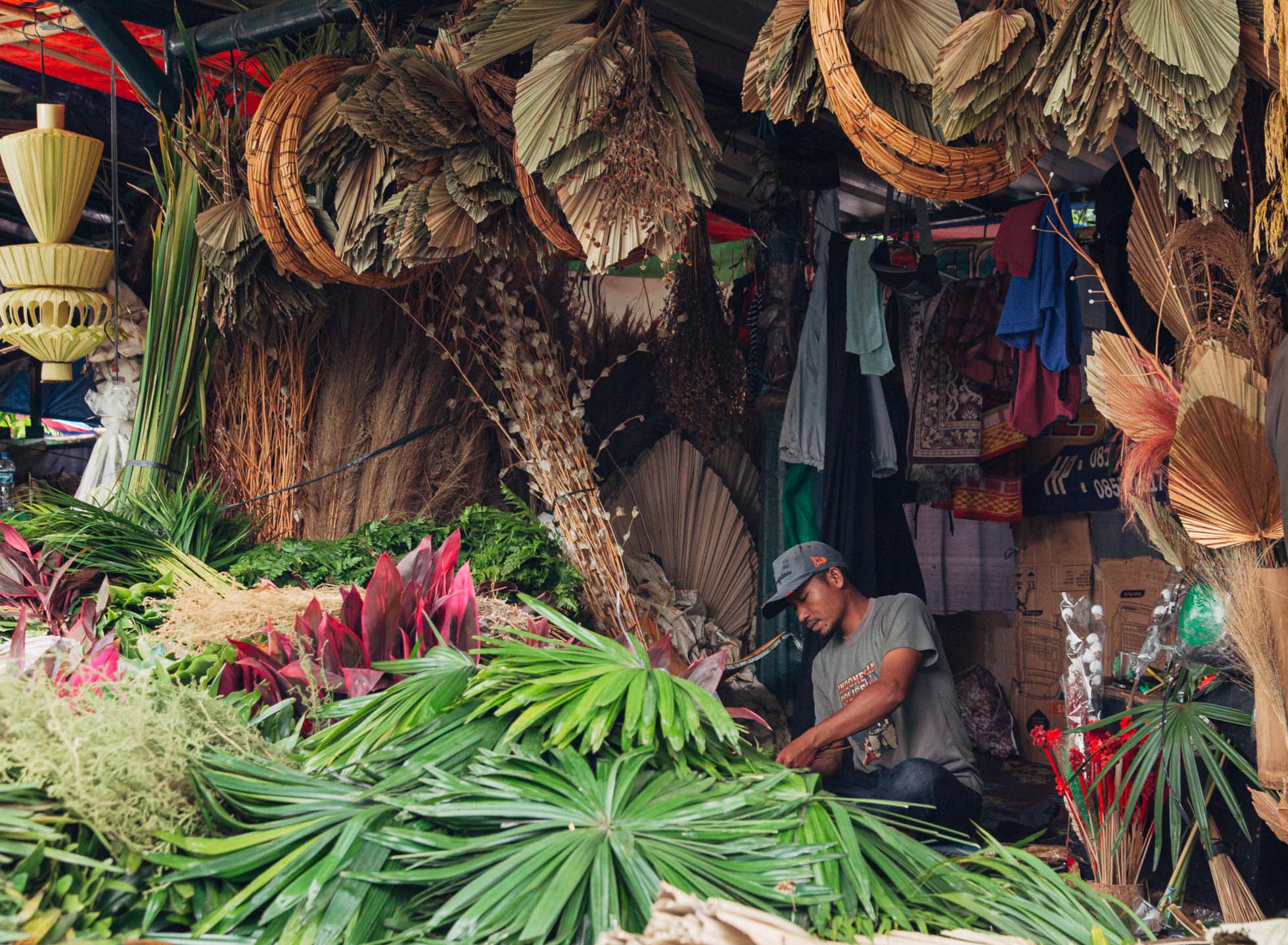 Rawa Belong: The Flower Market That Never Sleeps - Manual Jakarta