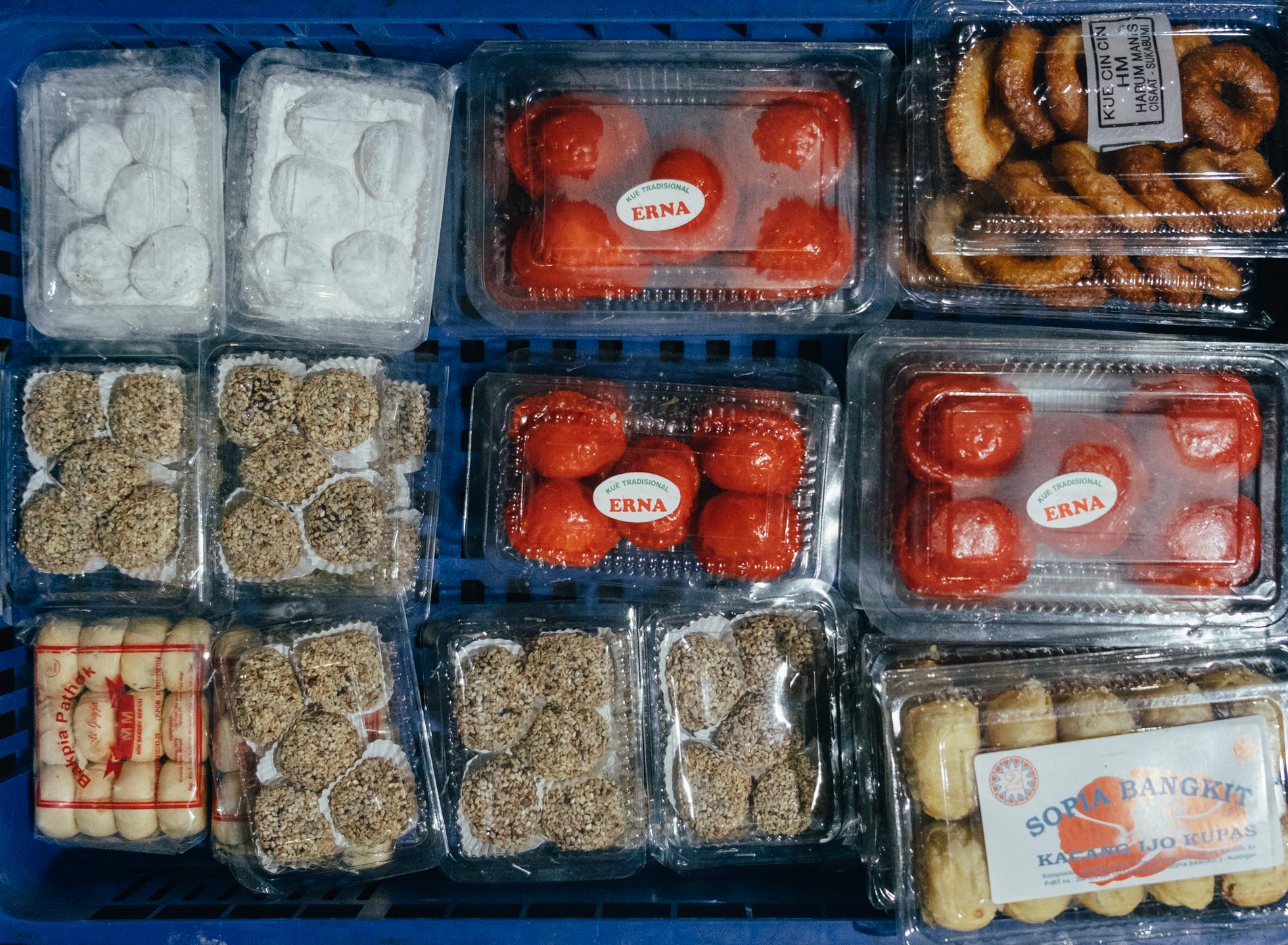 The Morning Rhythm of Pasar Kue Subuh Blok M - Manual Jakarta