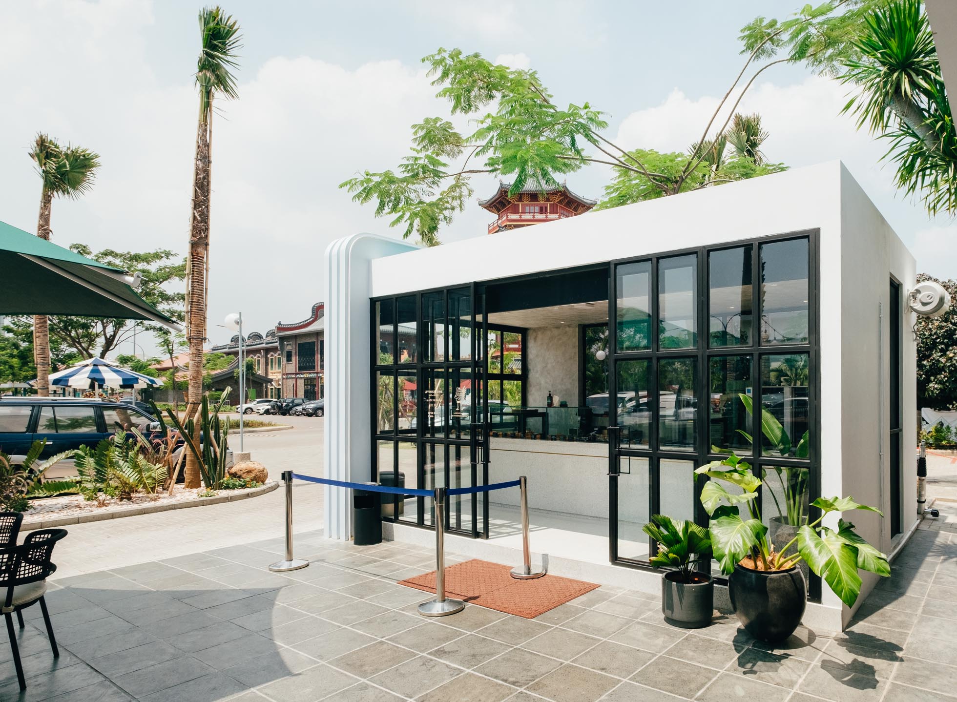 Livingstone Café and Bakery - Manual Jakarta