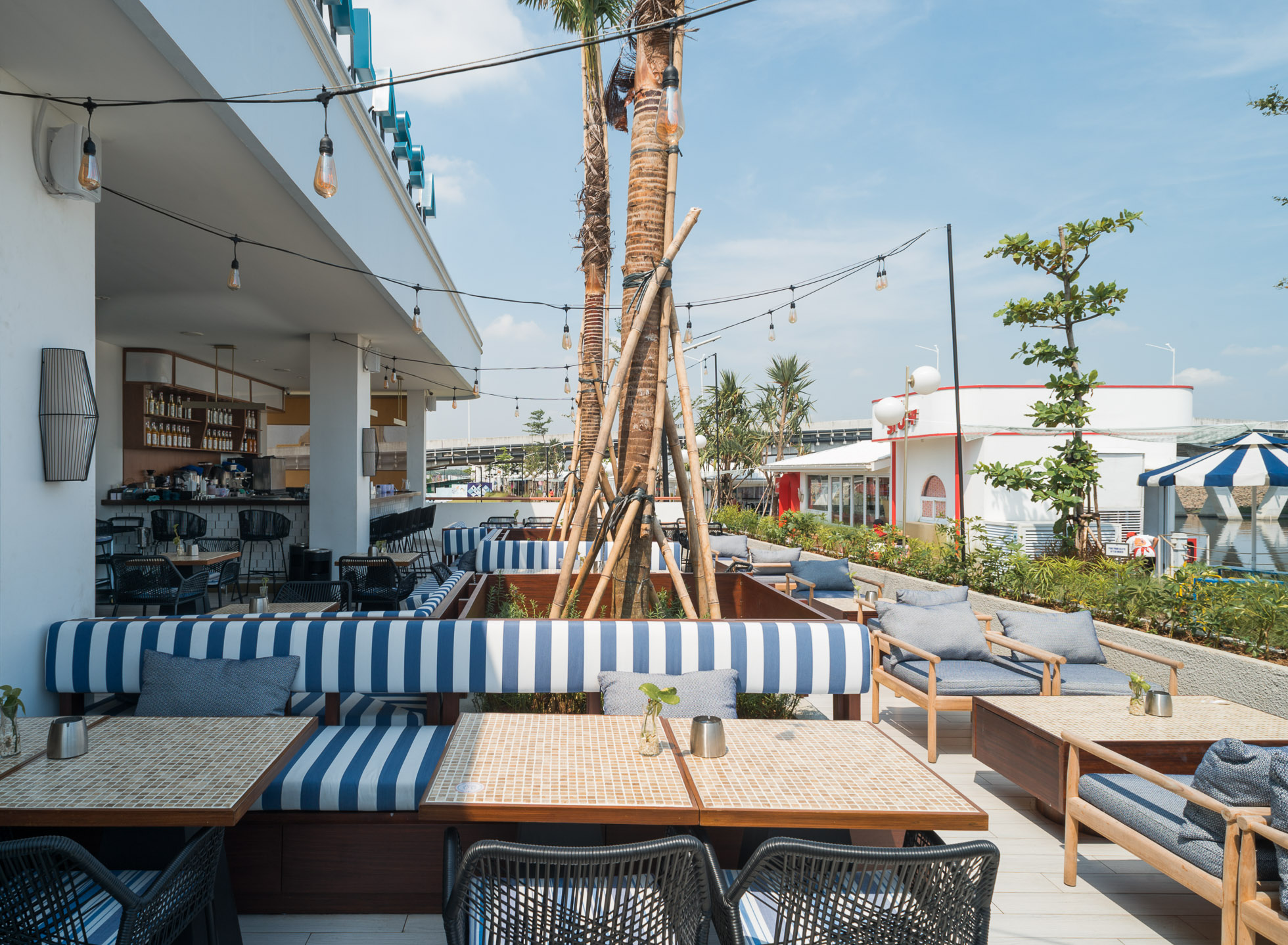 Anchored to Talassa - Manual Jakarta