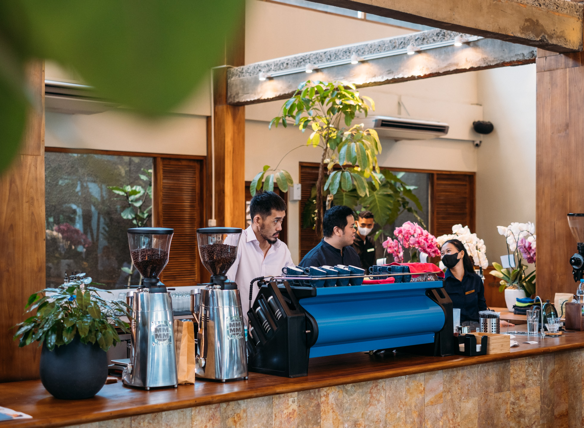 Ombé Kofie (Senopati) - Manual Jakarta