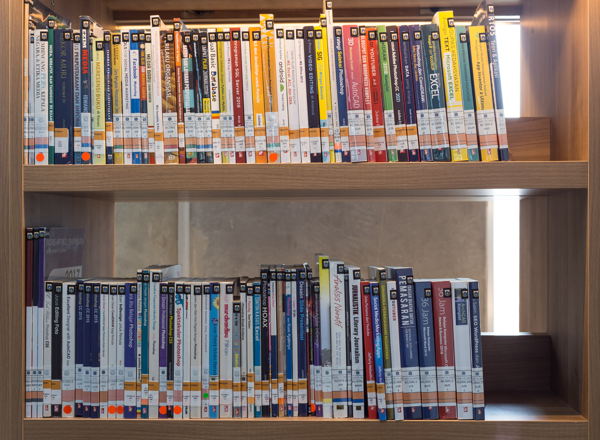 Perpustakaan Jakarta Cikini - Manual Jakarta