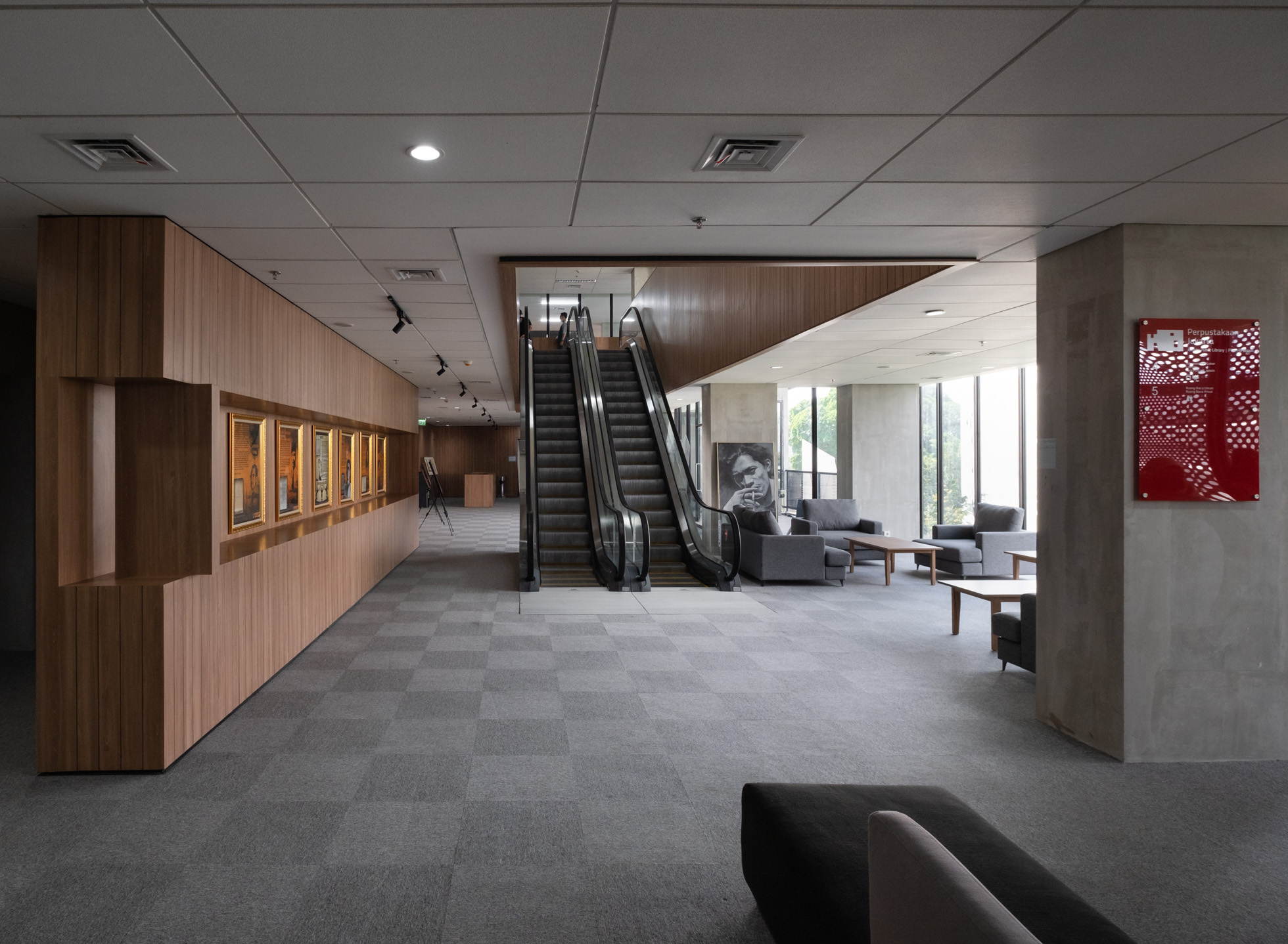 Perpustakaan Jakarta Cikini - Manual Jakarta