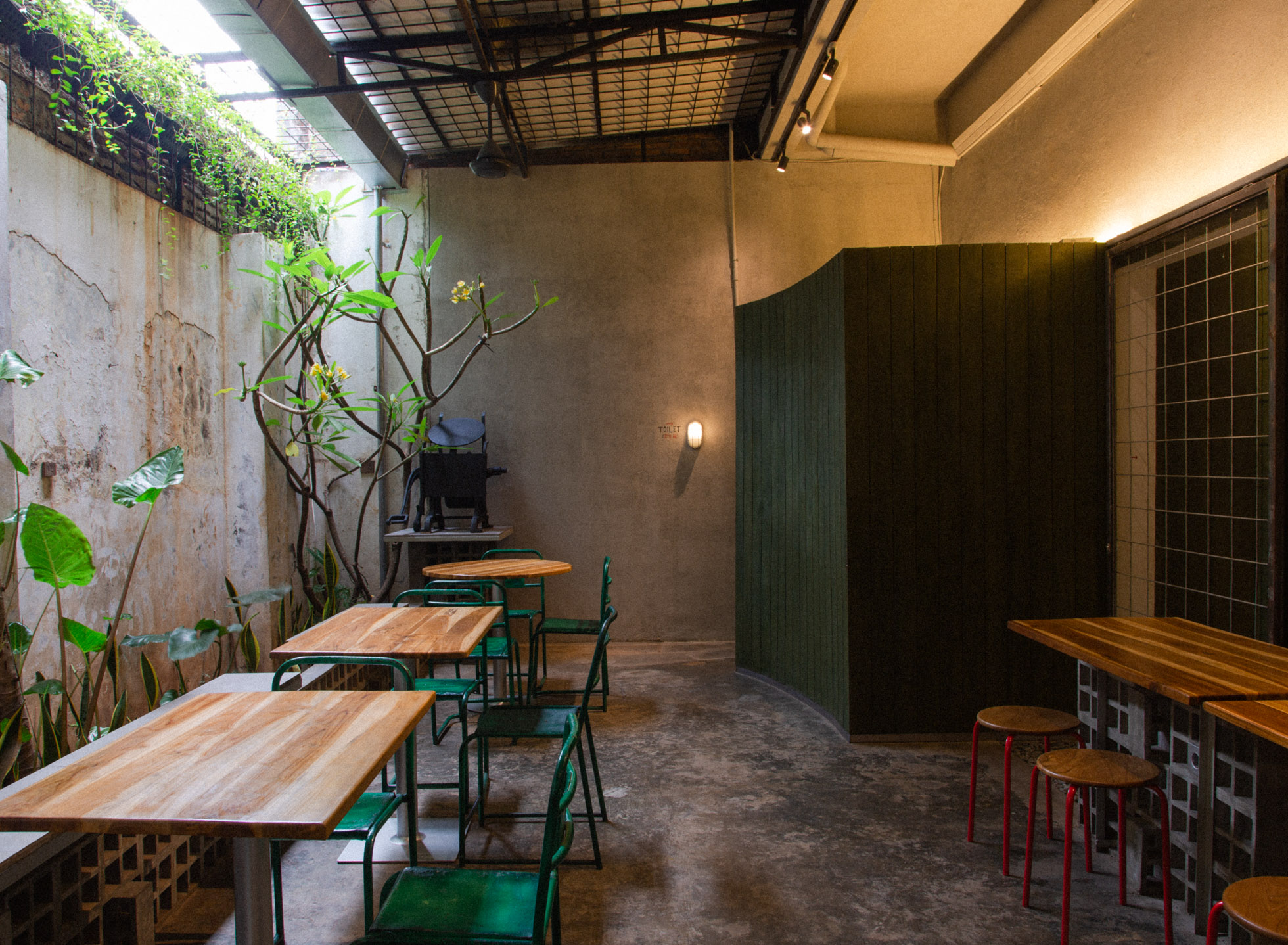Toko Kopian Taps Into the Influence of Kopitiam - Manual Jakarta