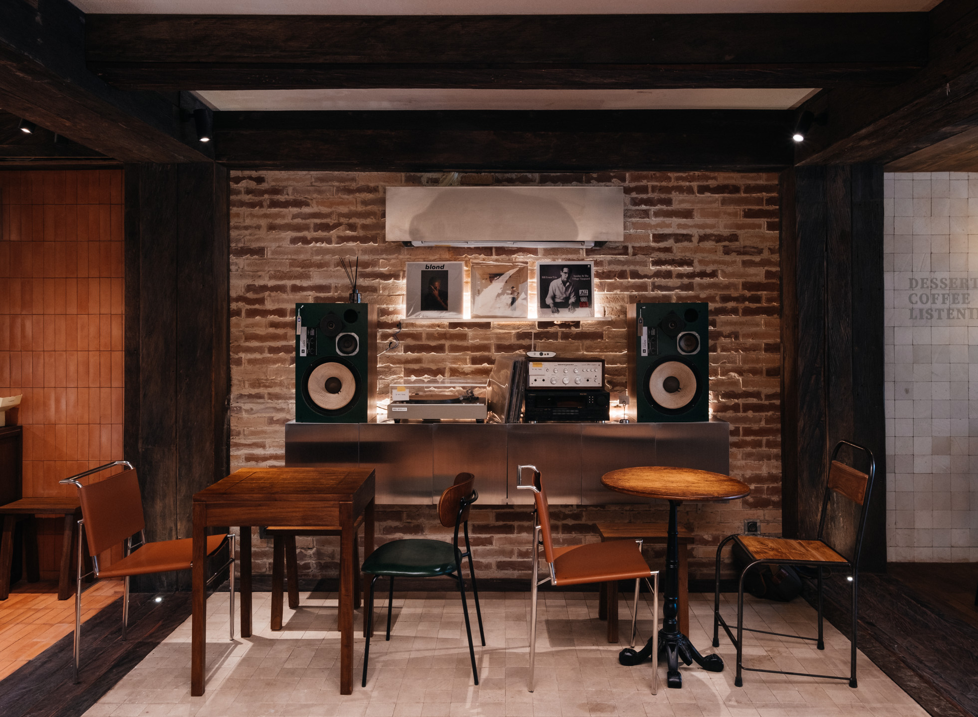 Scarlett’s Café (Senopati) - Manual Jakarta