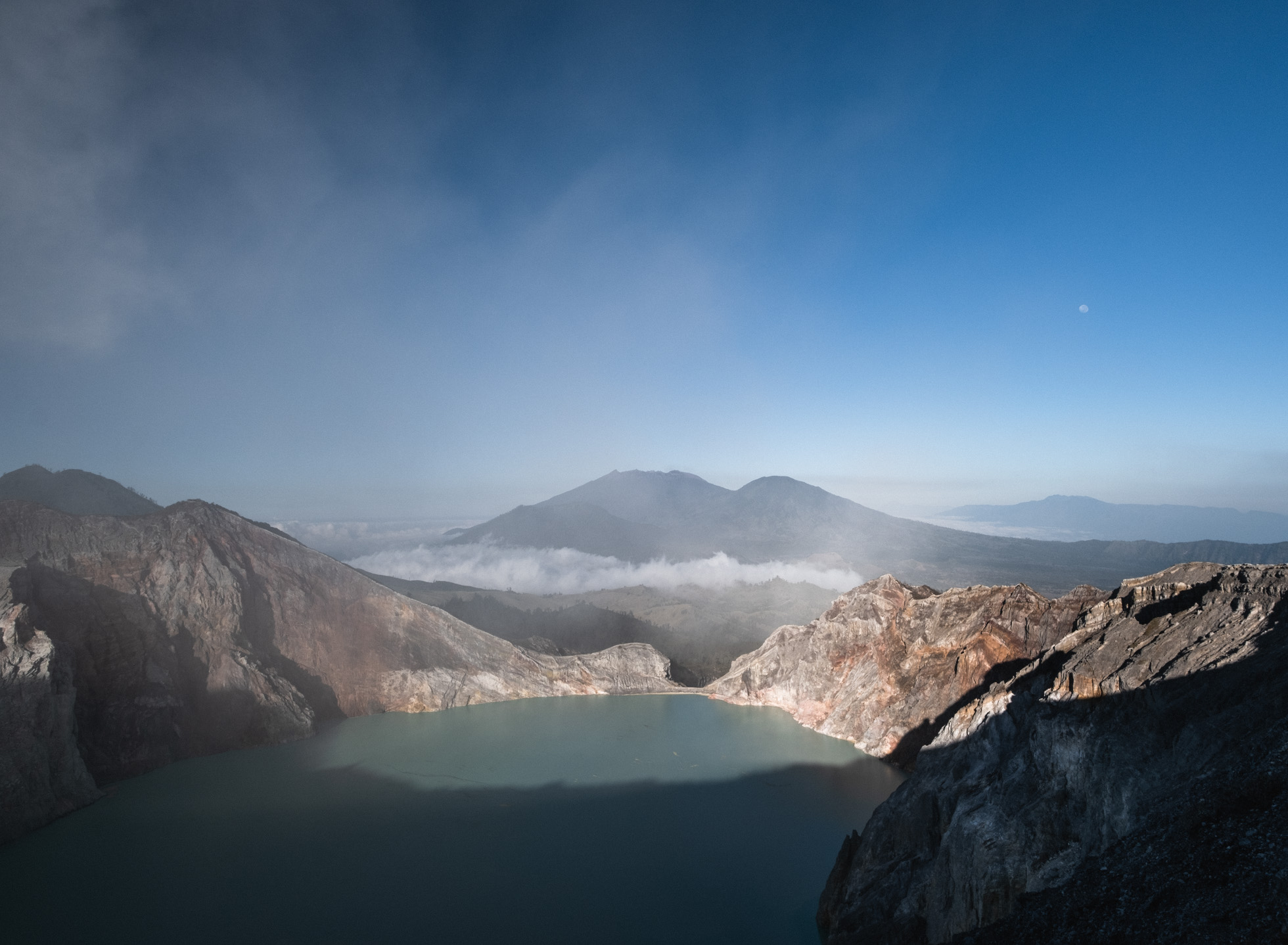 Under the Guide of Lintang Luku Tent Resort - Manual Jakarta