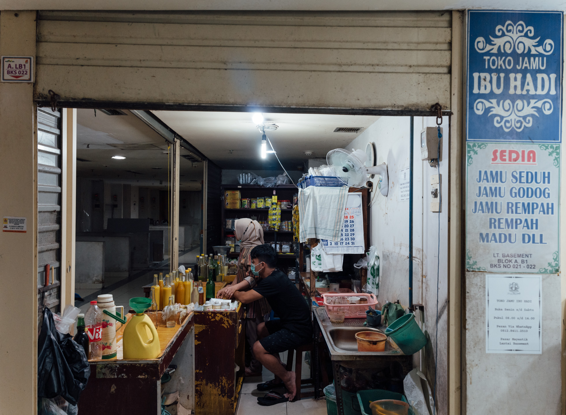 Jamu and Passed-Down Wisdom at Toko Jamu Ibu Hadi - Manual Jakarta