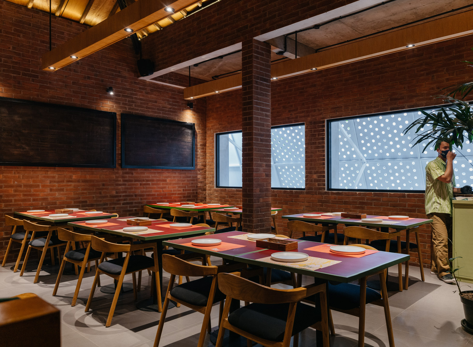 Lucy Curated Compound - Manual Jakarta