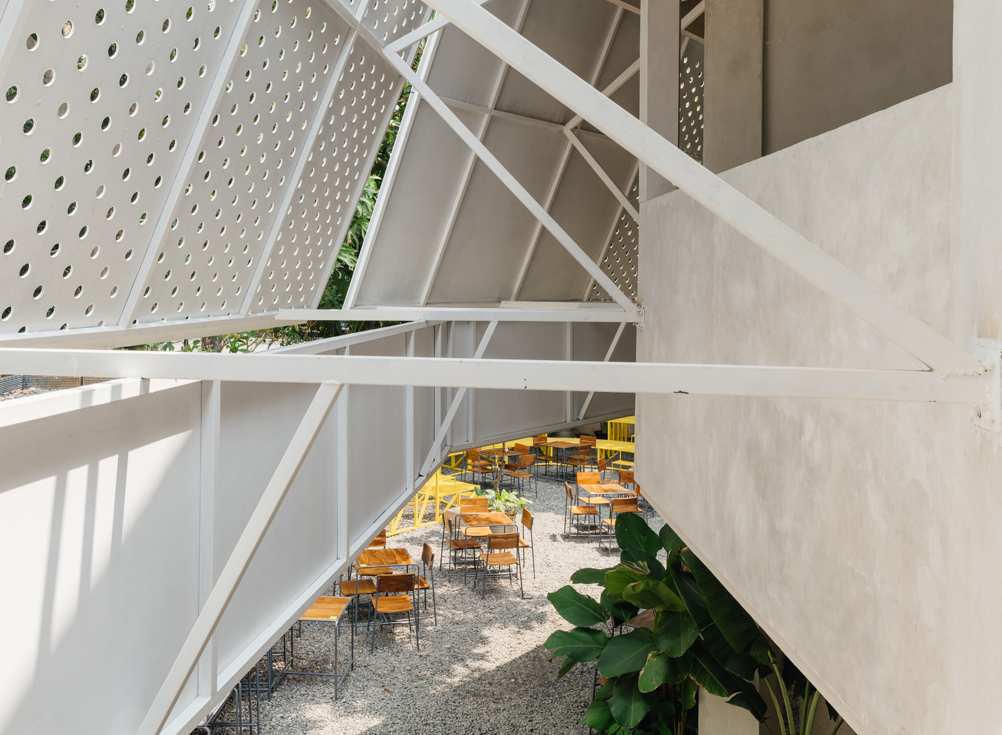 Lucy Curated Compound - Manual Jakarta