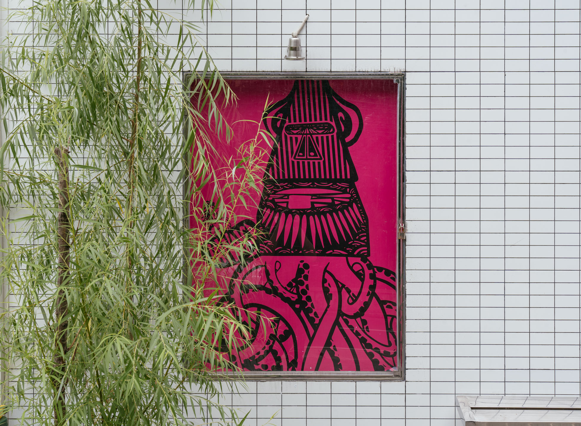 At Jawaica's The Bossman House, Jerk Chicken Finds New Sensation ...