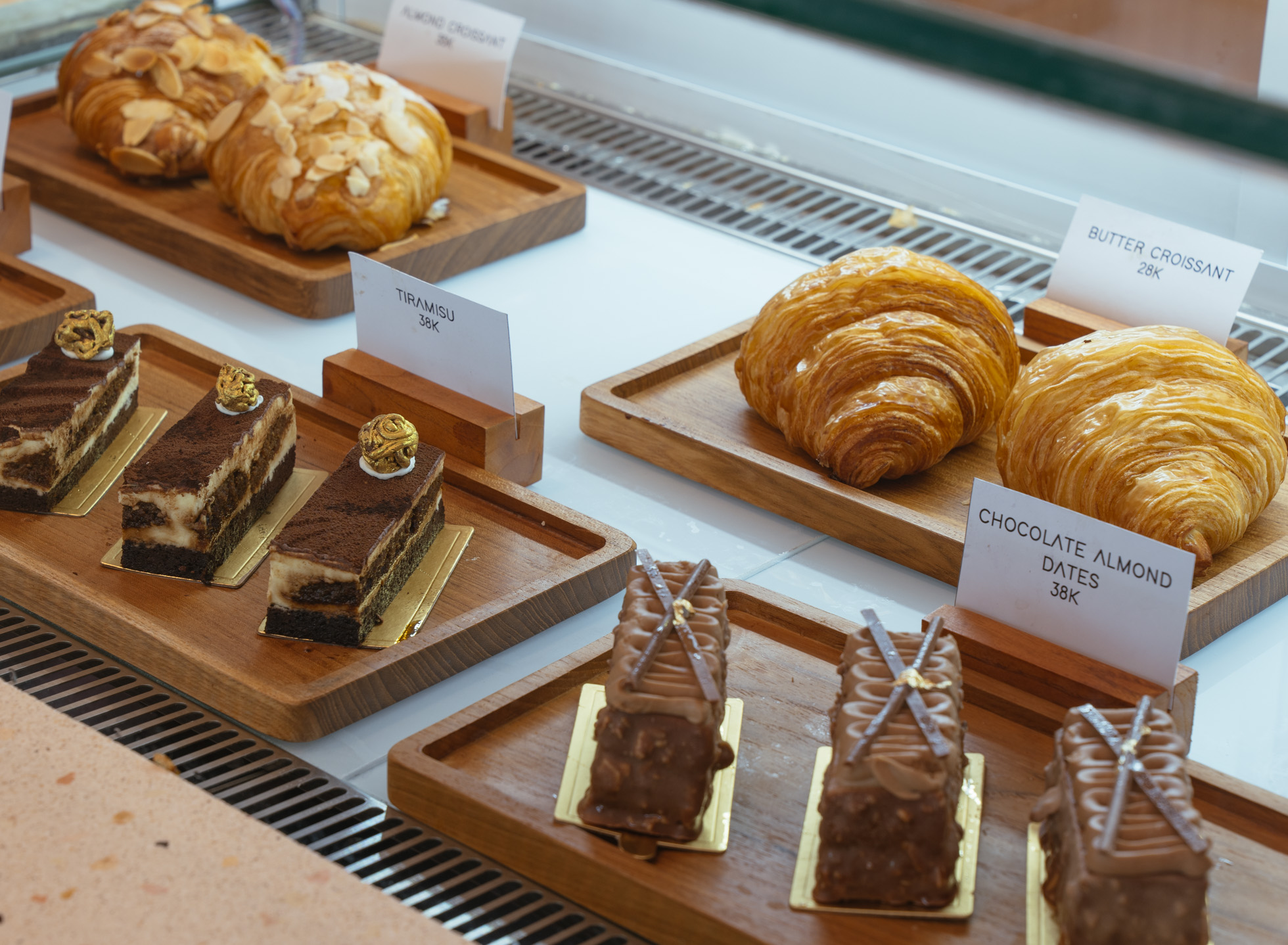 Teru's Invitation to Stay - Manual Jakarta