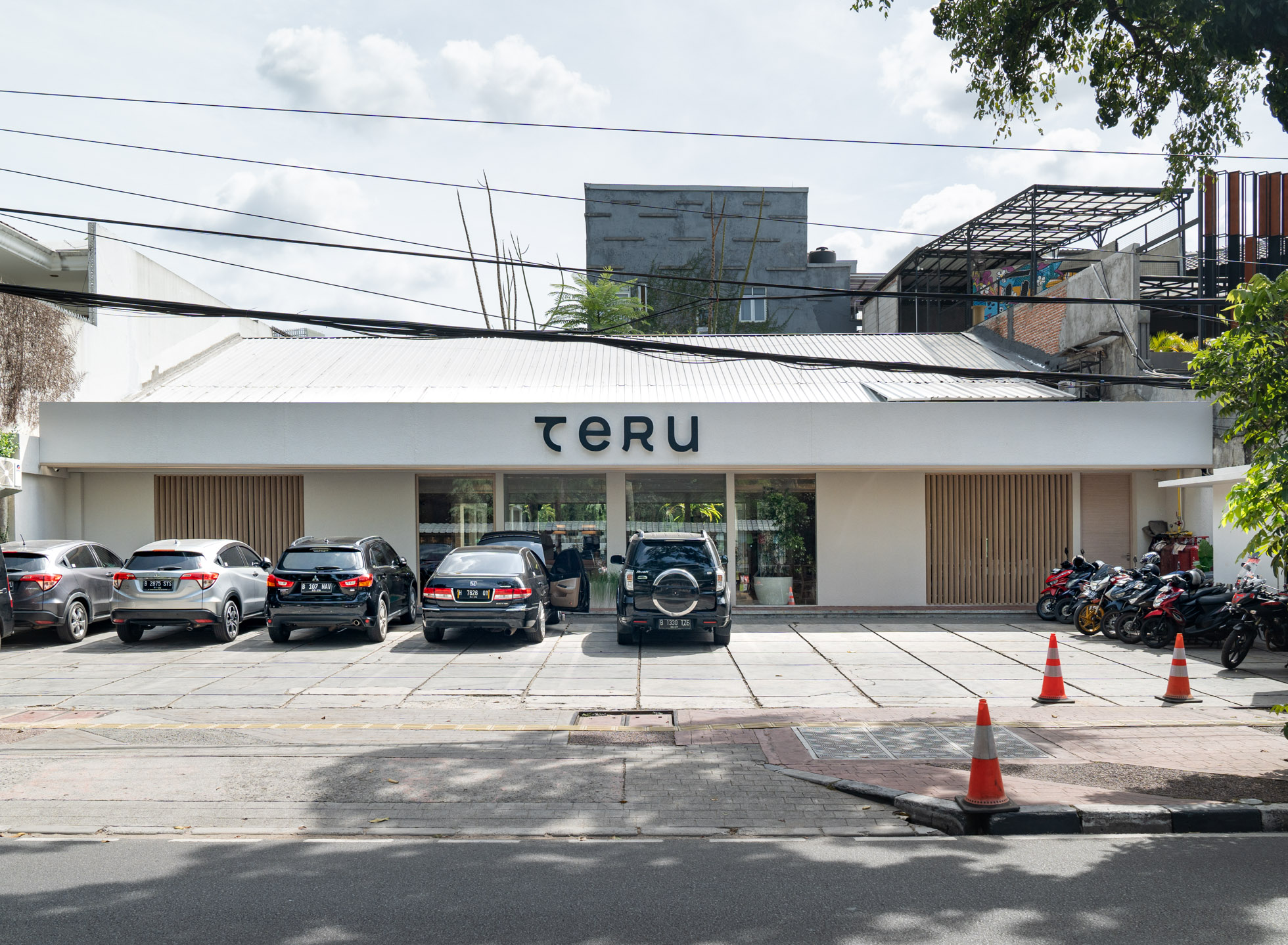 Teru's Invitation to Stay - Manual Jakarta