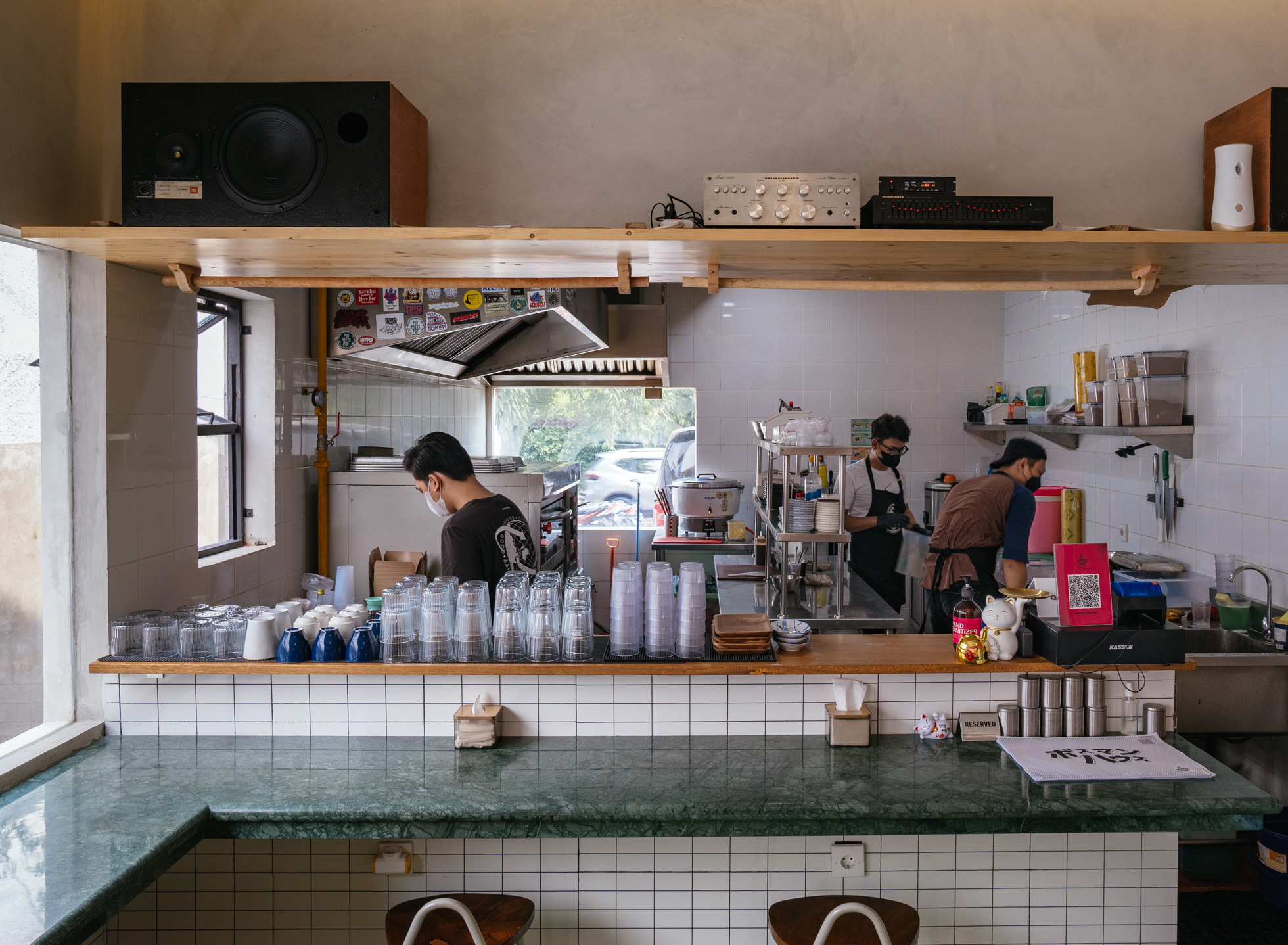 At Jawaica's The Bossman House, Jerk Chicken Finds New Sensation ...