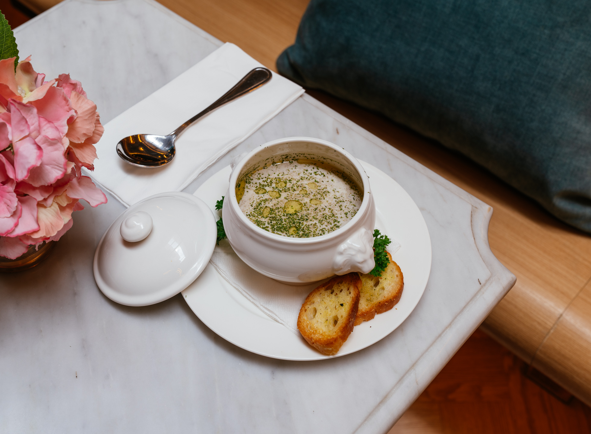 Exquise Bistro & Patisserie - Manual Jakarta