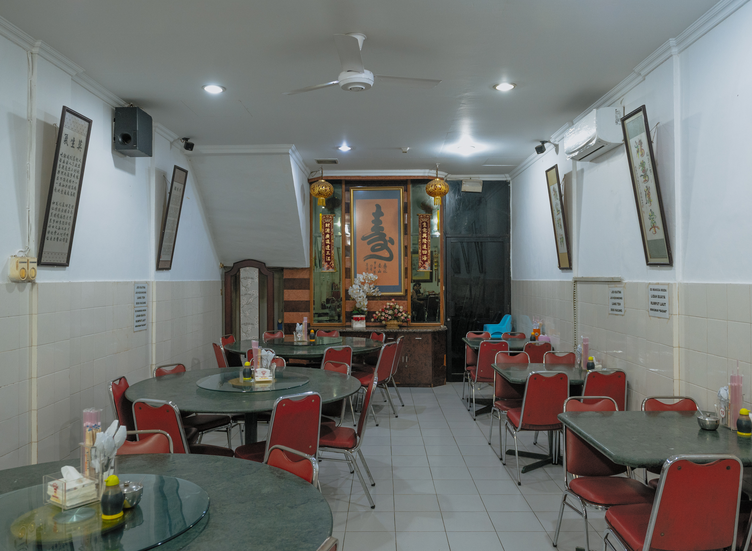 The Lingering Taste of Bakmi Ratu Dahlia - Manual Jakarta