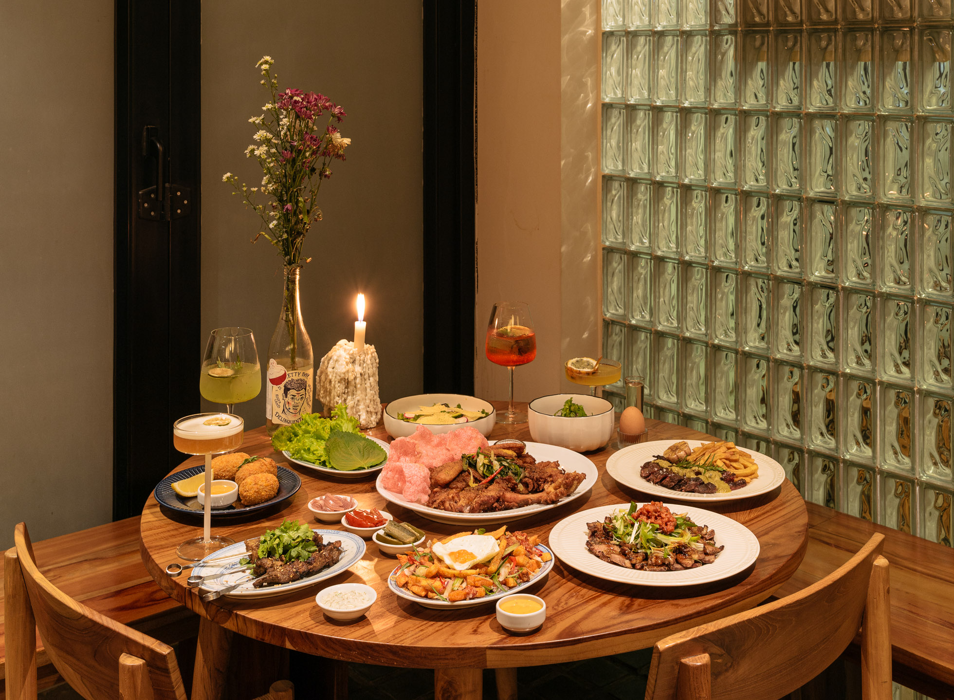 Embracing the Chaos of Pot Boy Aru - Manual Jakarta