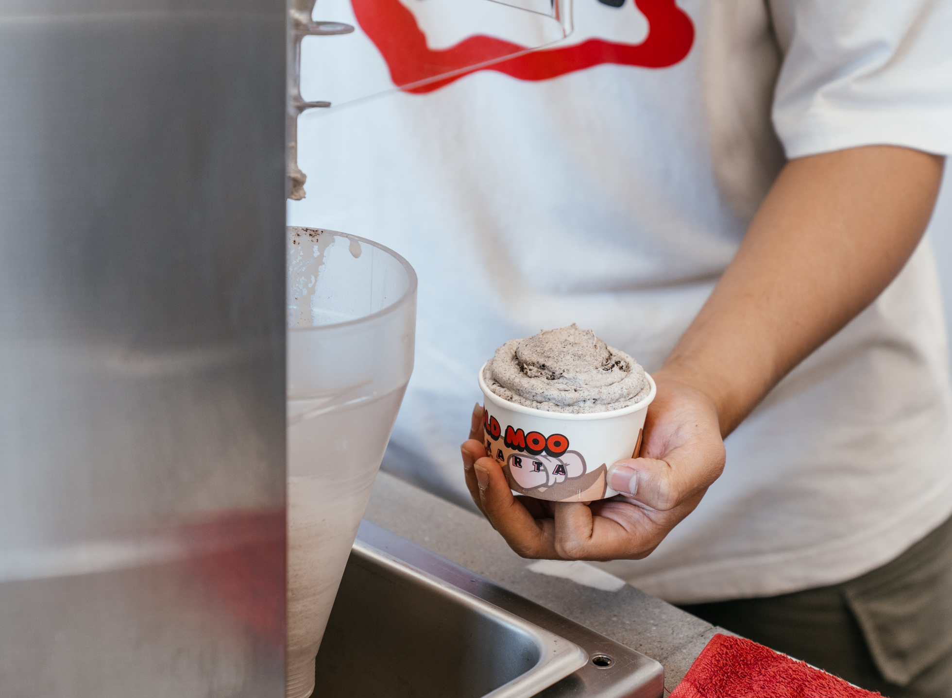 Cold Moo Brings Its Swirls and Scoops to Menteng - Manual Jakarta