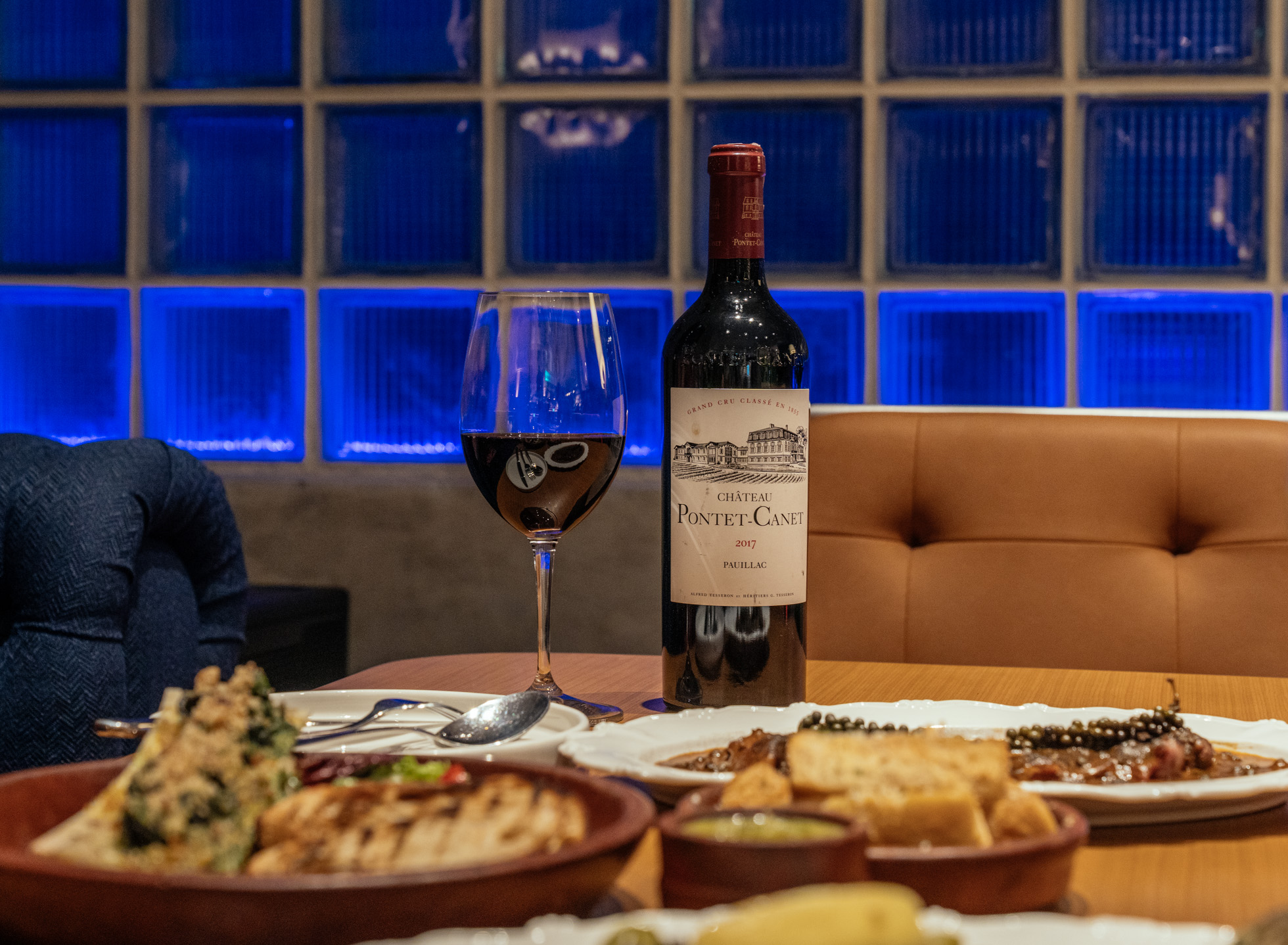 Glou Bistro & Wine - Manual Jakarta