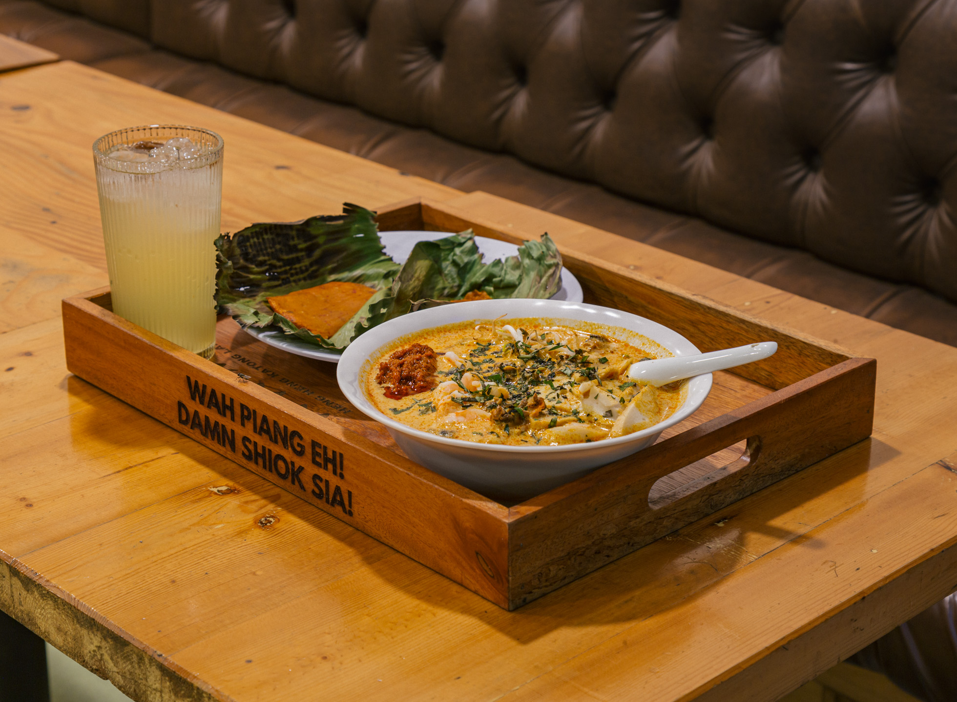 Heng Heng Katong Laksa Hits Close to Home - Manual Jakarta