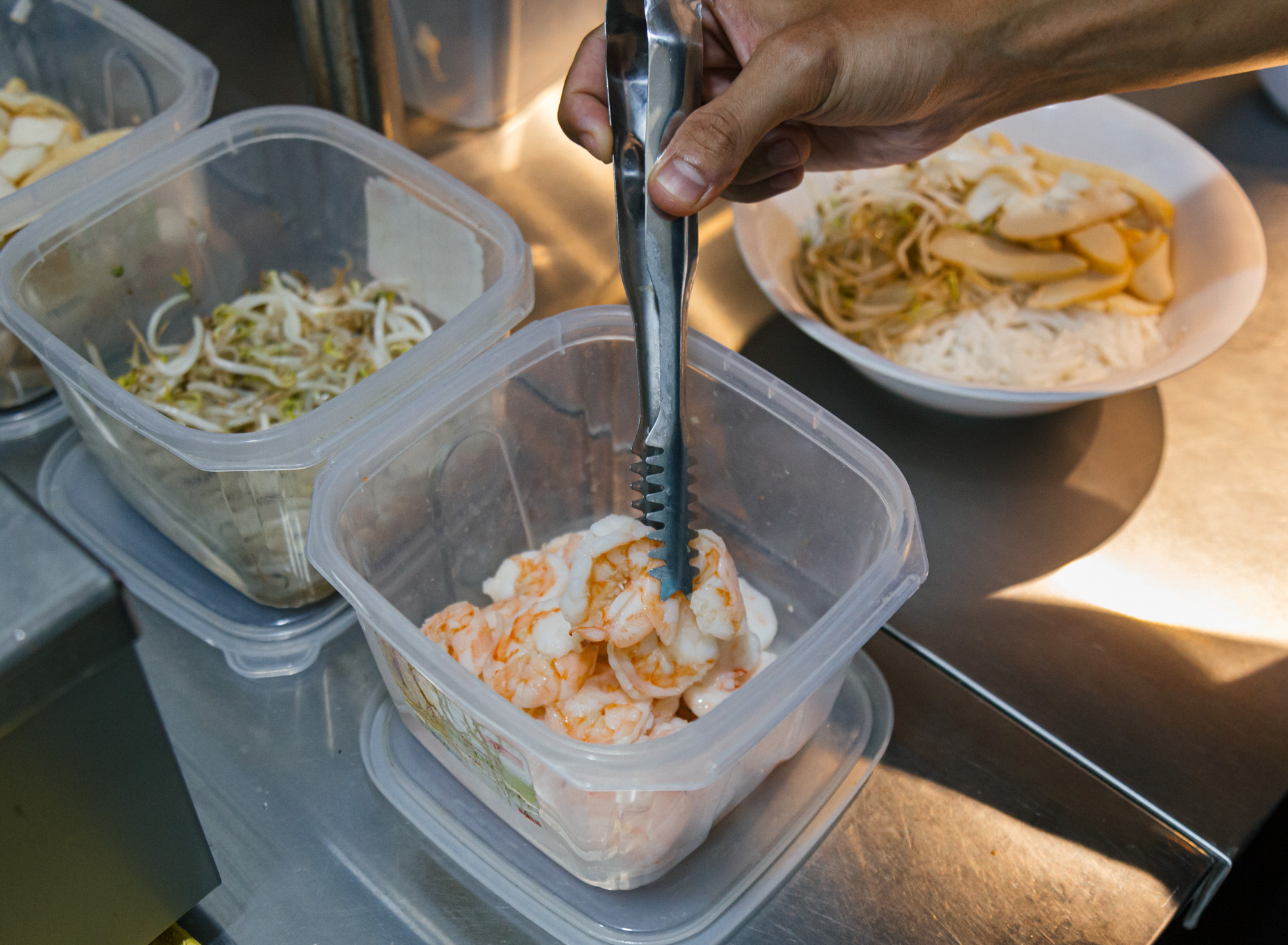 Heng Heng Katong Laksa Hits Close to Home - Manual Jakarta