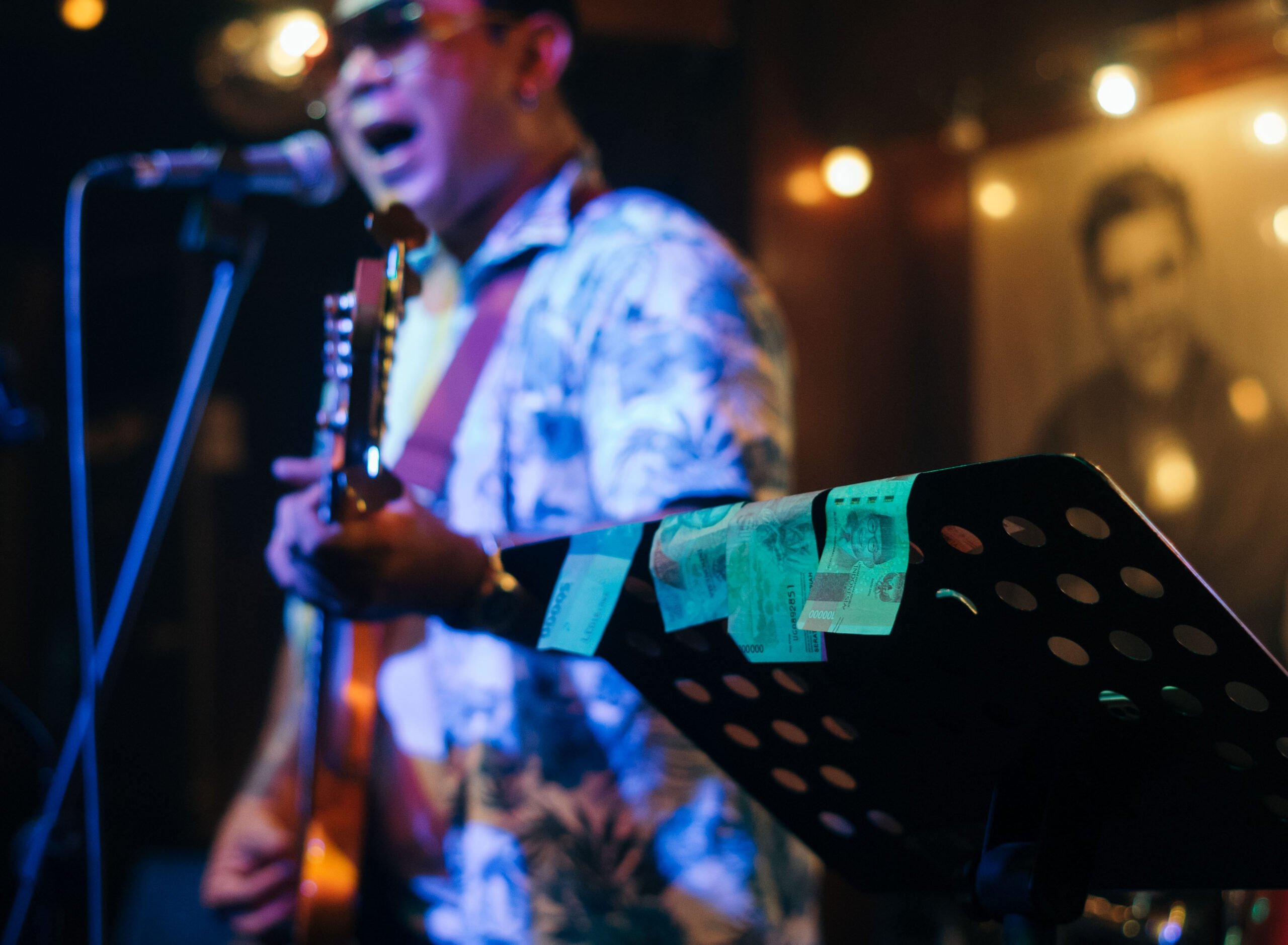 The Jaya Pub Rekindles Its Glory - Manual Jakarta